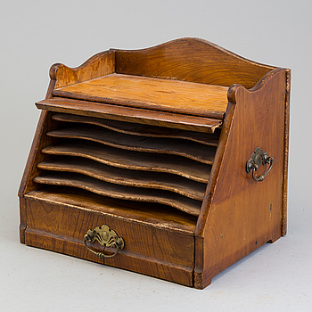 A Art noveau wooden document holder with drawer. - Bukowskis