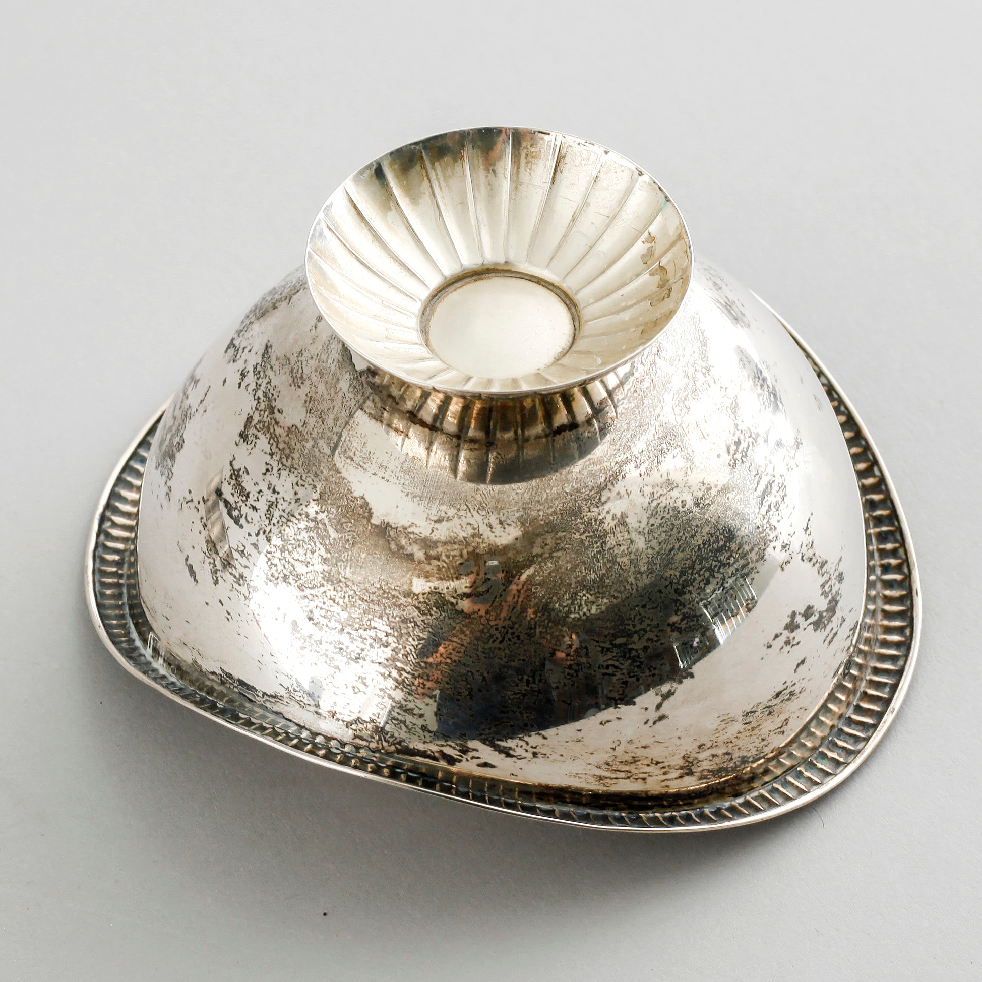 Nine 20th century silver objects. - Bukowskis