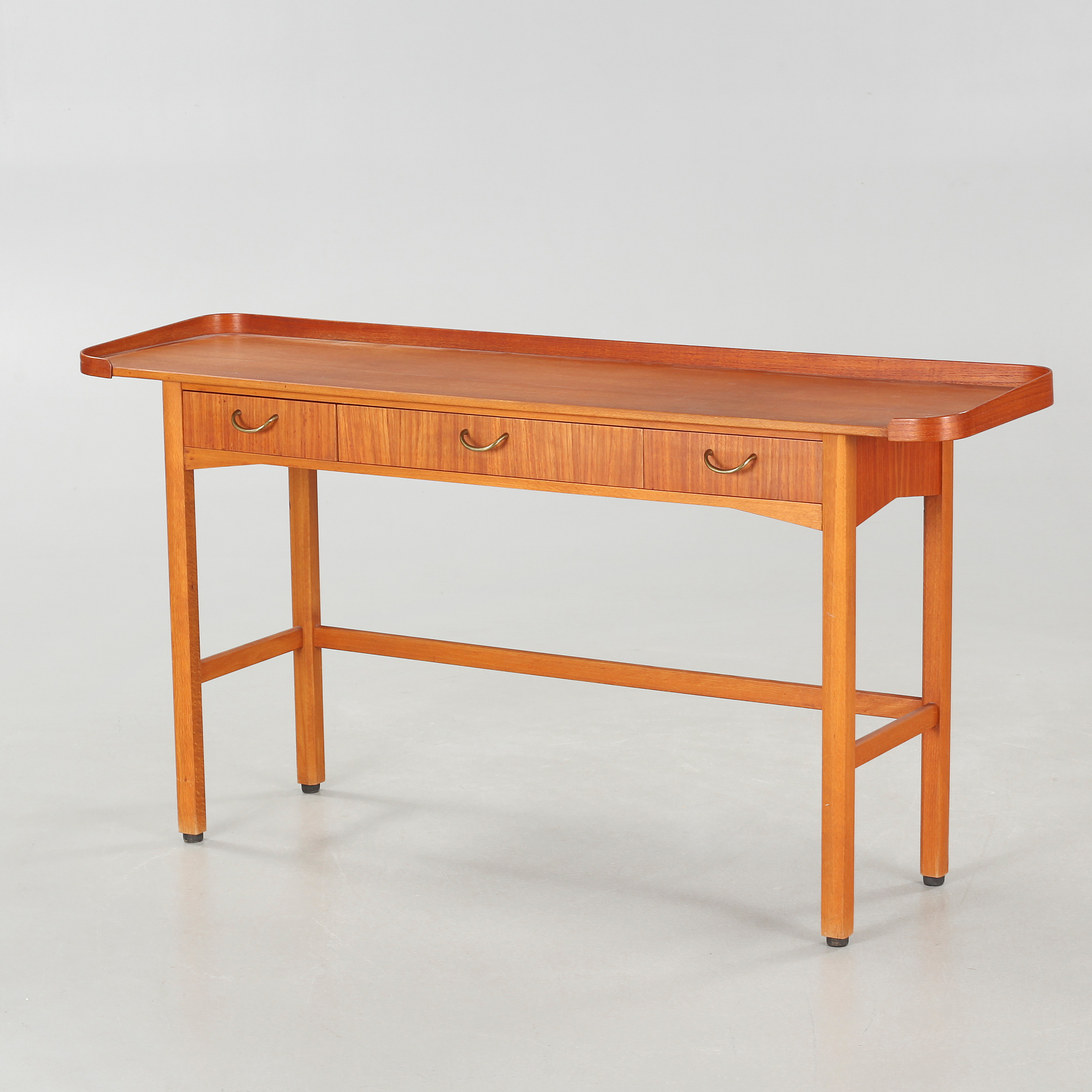 A 1950/60s table. - Bukowskis