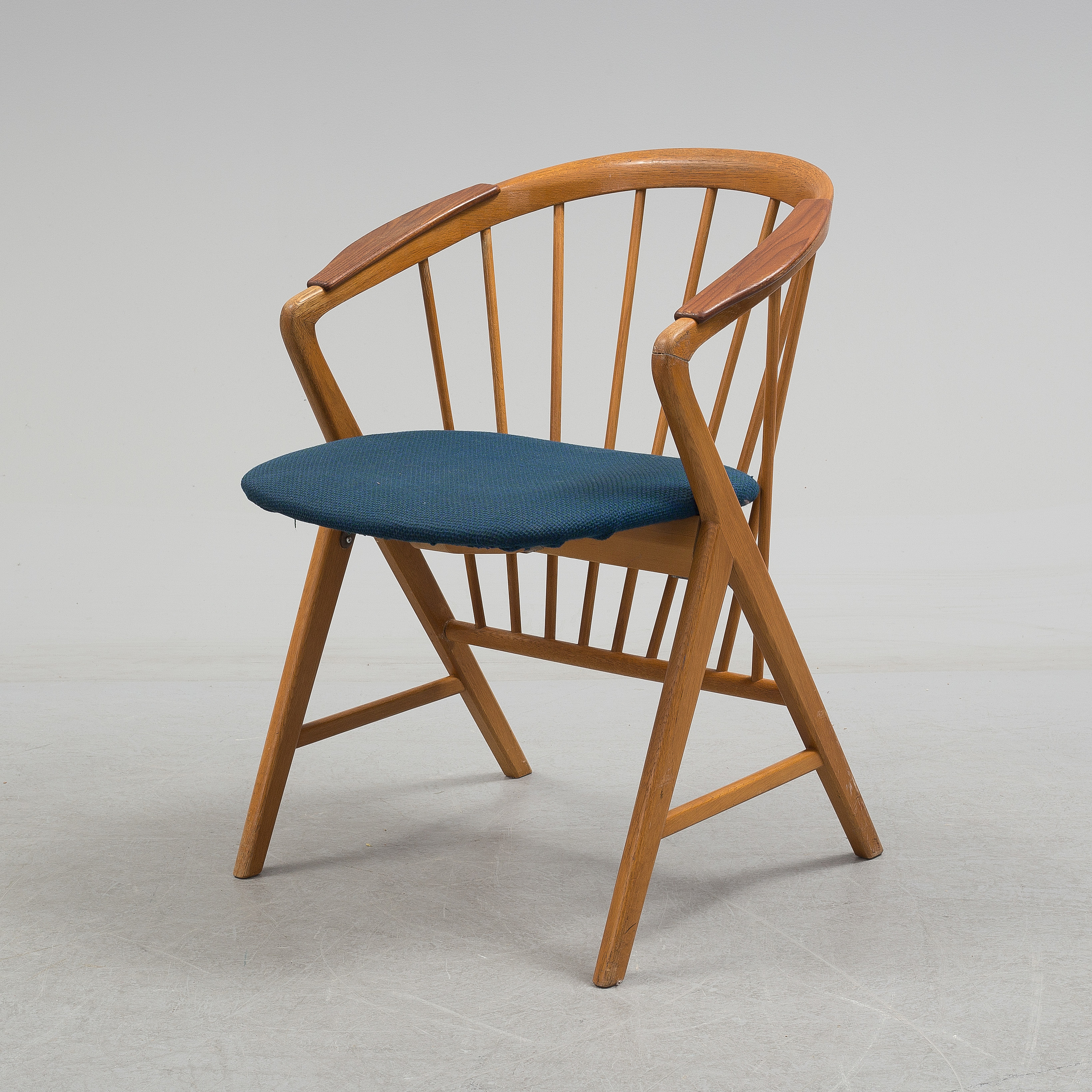 BENGT RUDA, a mid 20th century 'Sierra' armchair. - Bukowskis