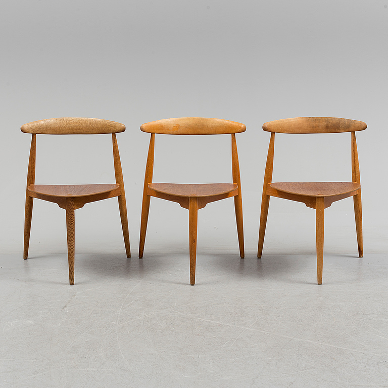 HANS J WEGNER, stolar, tre stycken, "Hjertestolen", Fritz Hansen ...