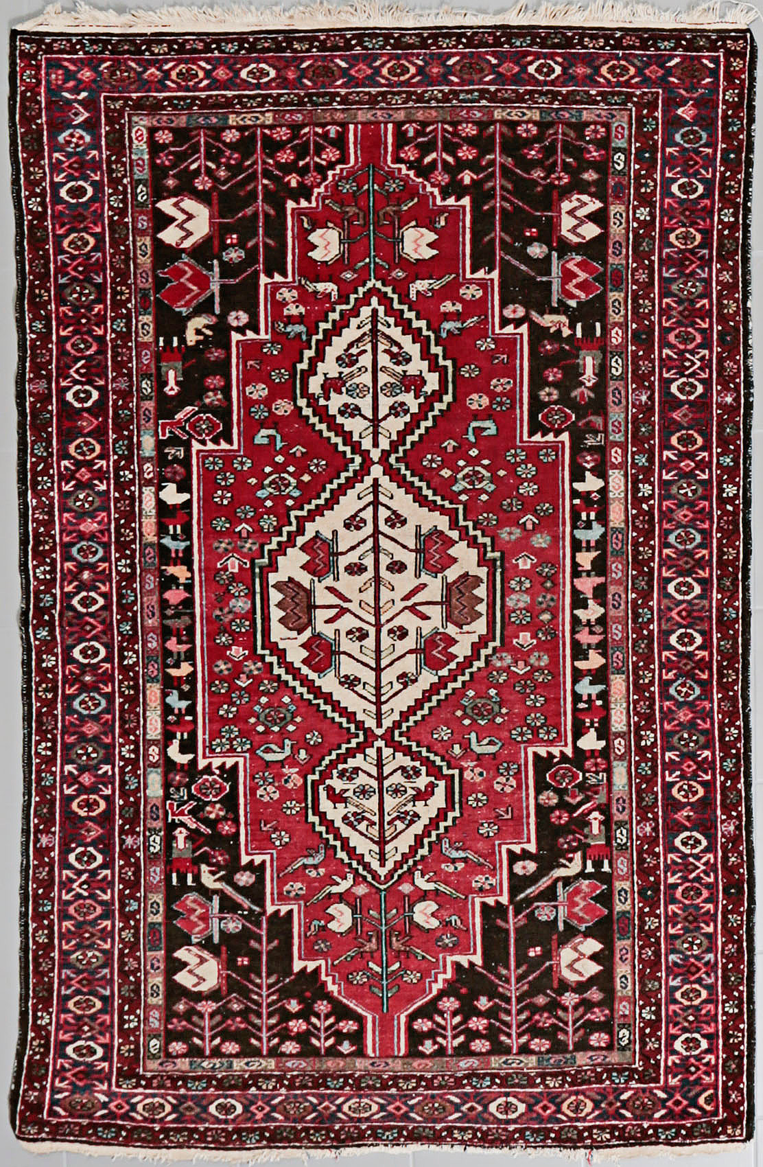 MATTA, persisk, semiantik, 193 x 126 cm. - Bukowskis