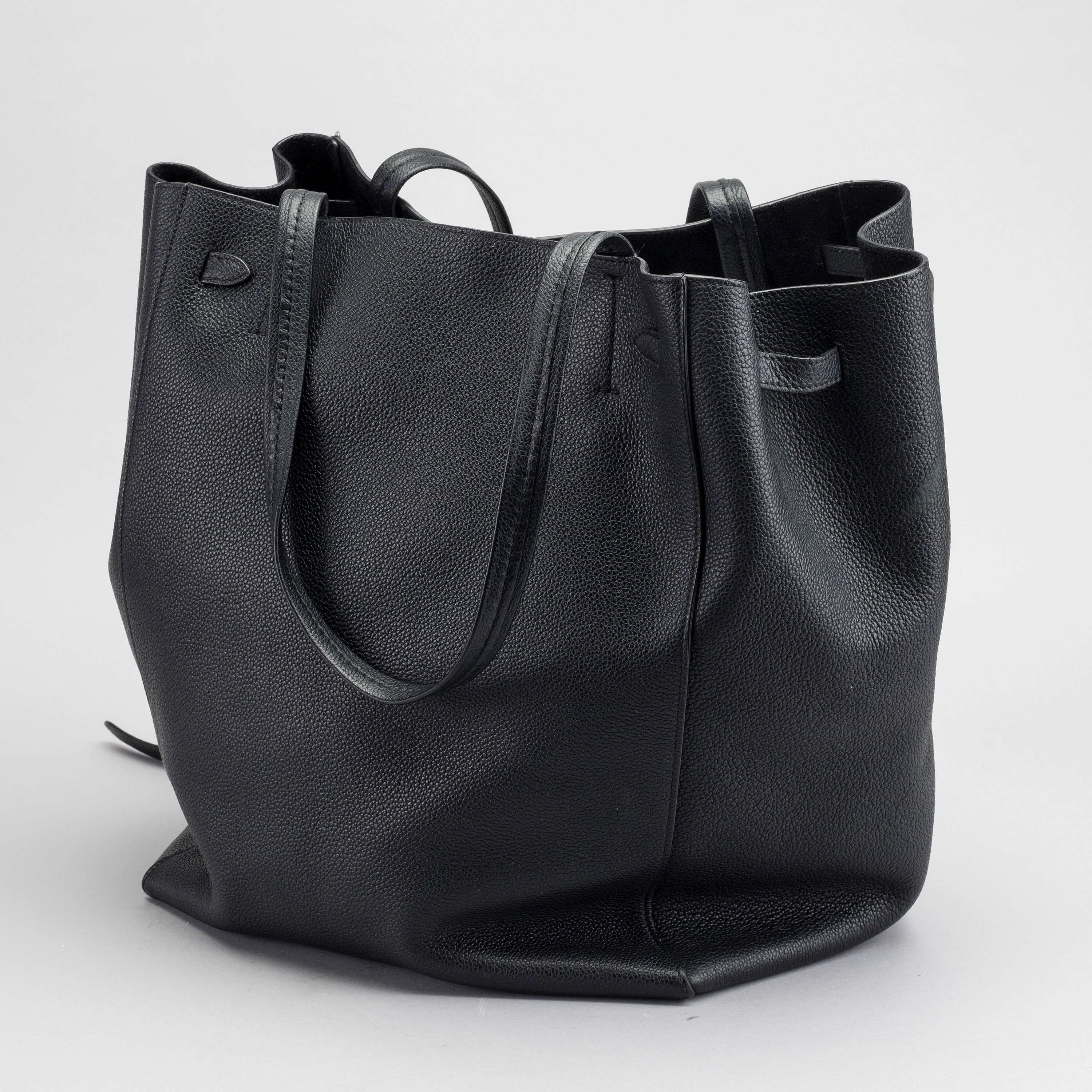 CÉLINE, "Cabas Phantom Belt Tote", väska. - Bukowskis