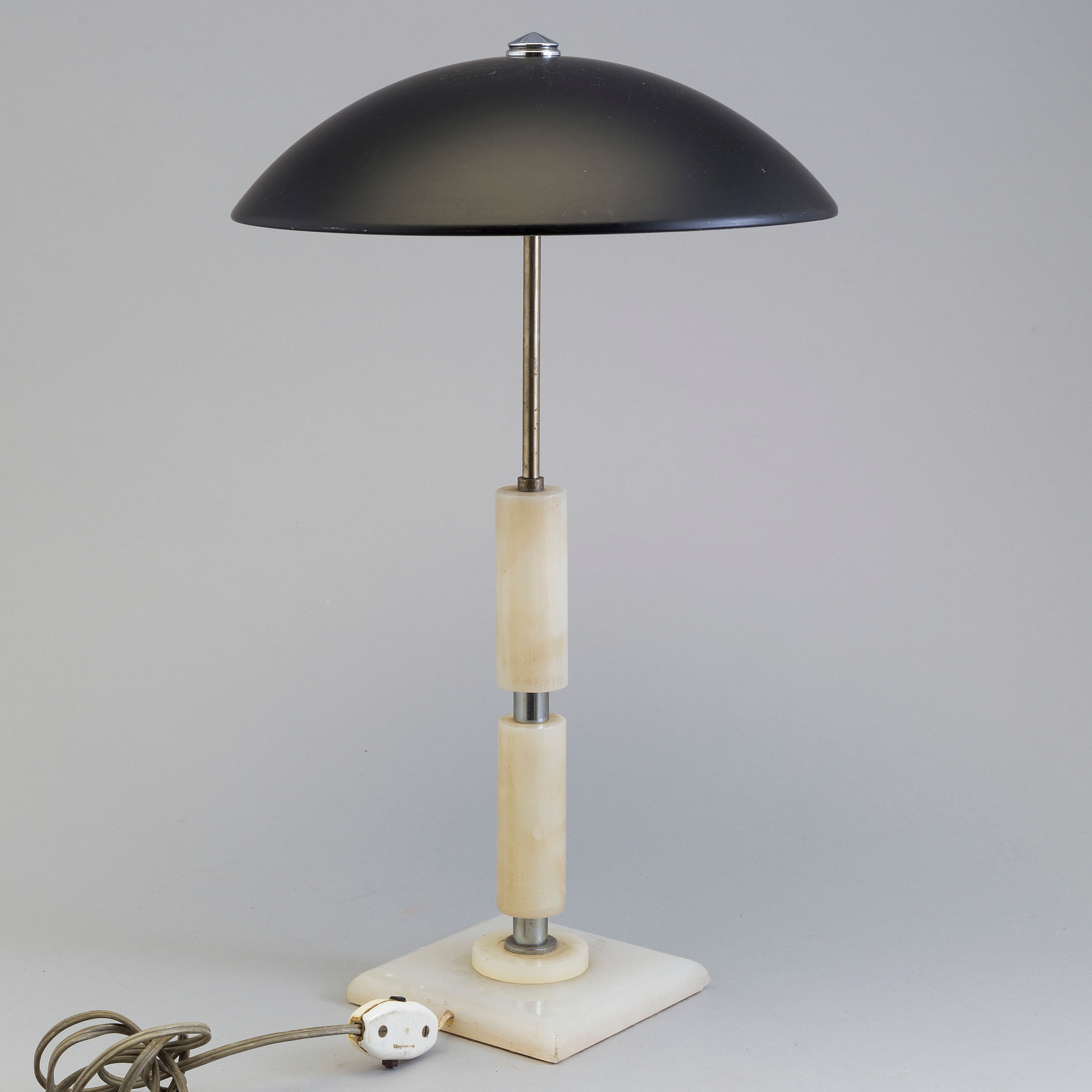 A first half of the 20th century table light. - Bukowskis