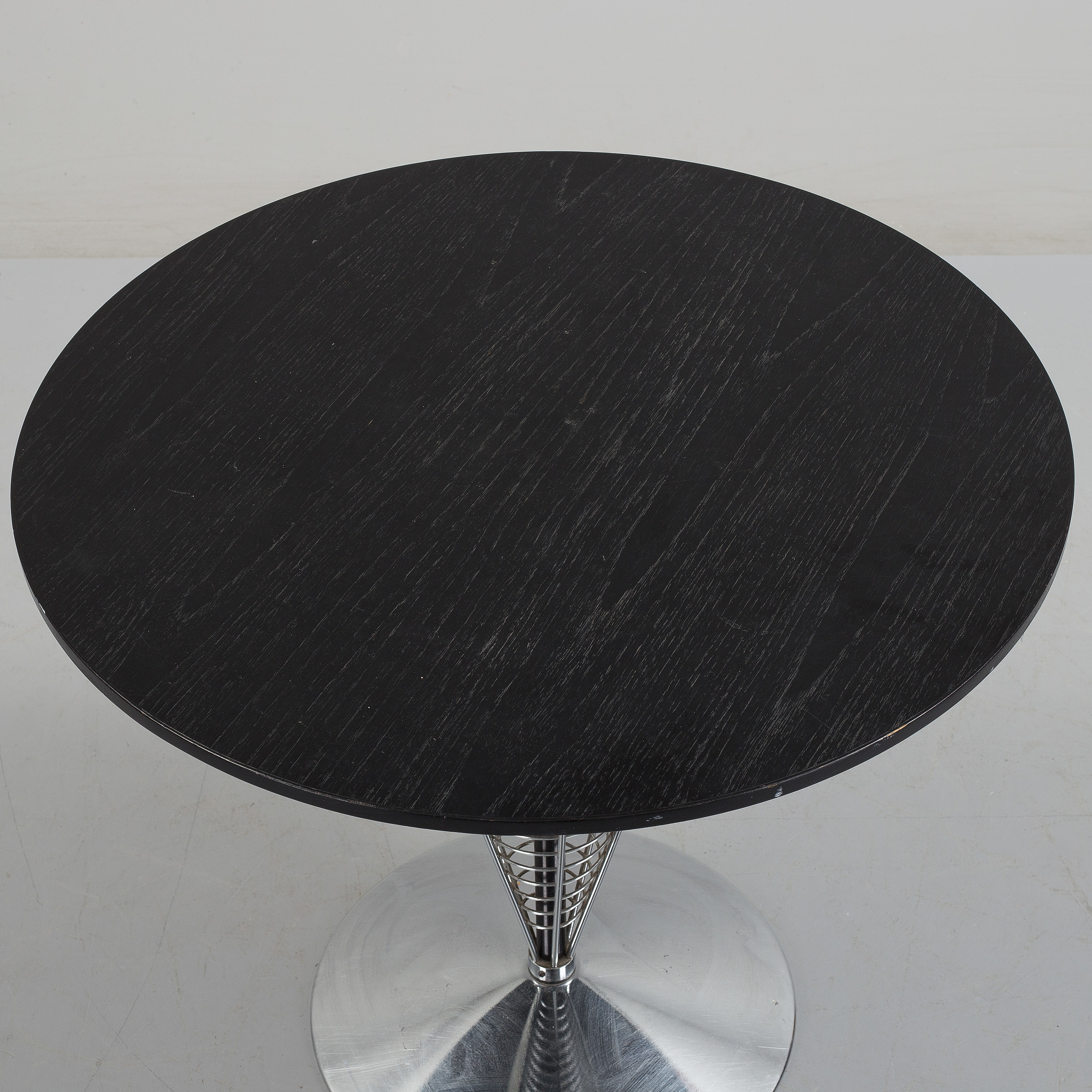 VERNER PANTON, bord, "Cone-table", Fritz Hansen, 1980-tal. - Bukowskis