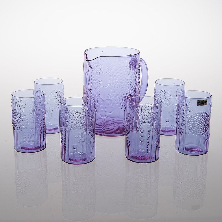 A set of six Flora Glasses with a Jug by Nuutajärvi Notsjö. - Bukowskis