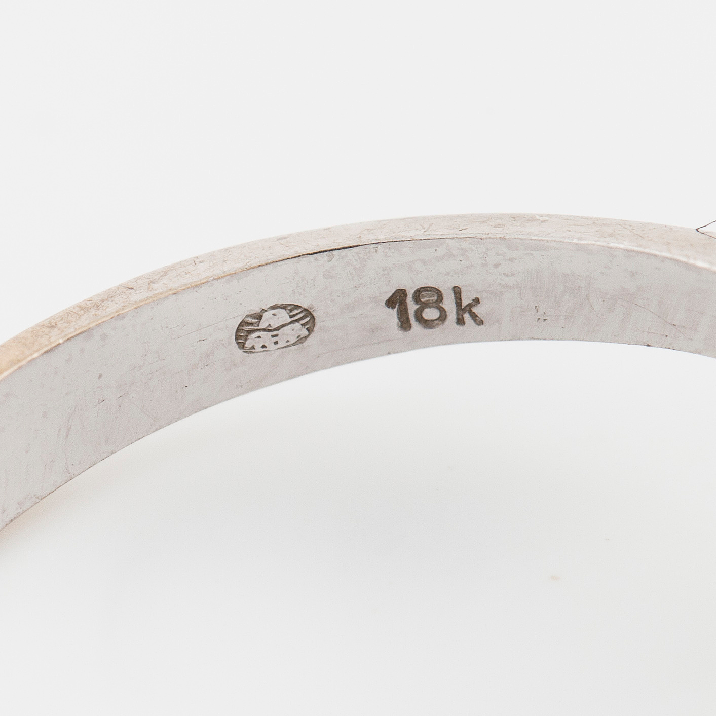 RING, med ametist samt briljantslipade diamanter, importstämplad ...