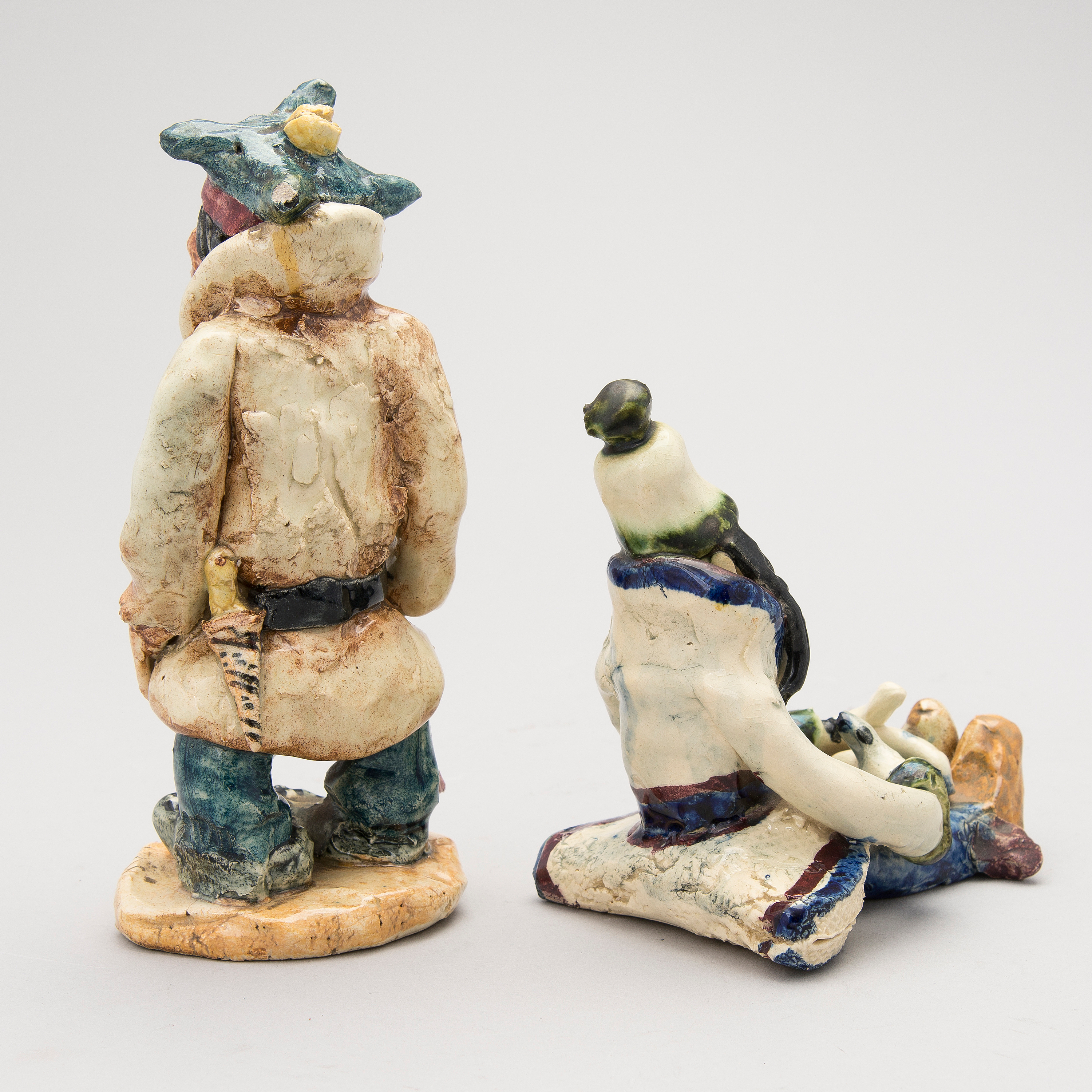 AJA UNONIUS, FIGURINER, 2 st, keramik, signerade, Arabia. - Bukowskis