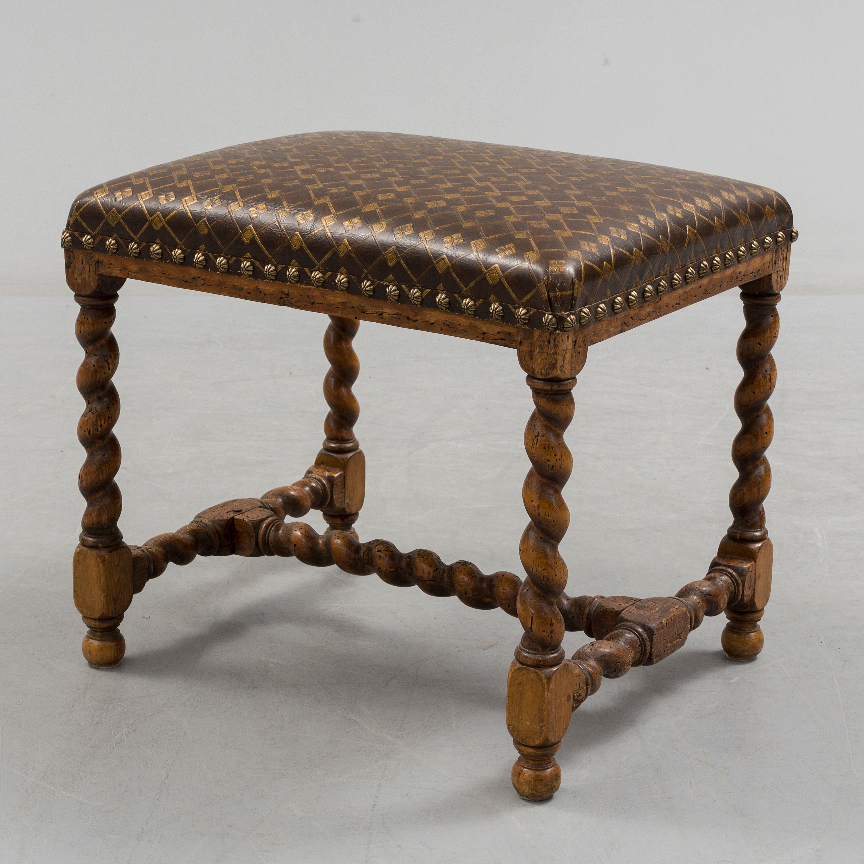 TABURETT, barock, 1700-talets första hälft. - Bukowskis