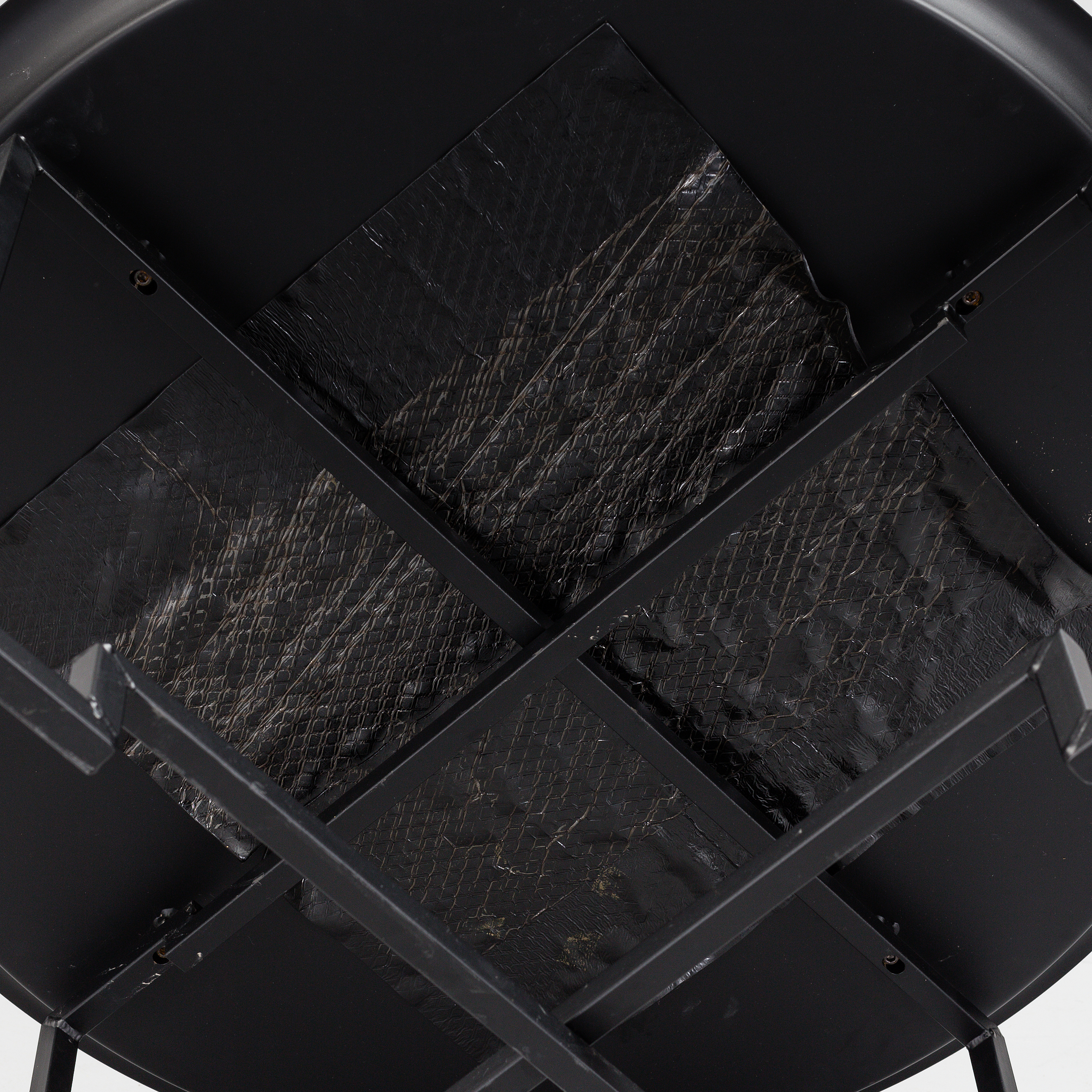 A coffee table designed in 2000 by Per Öberg for Svensk Tenn. - Bukowskis