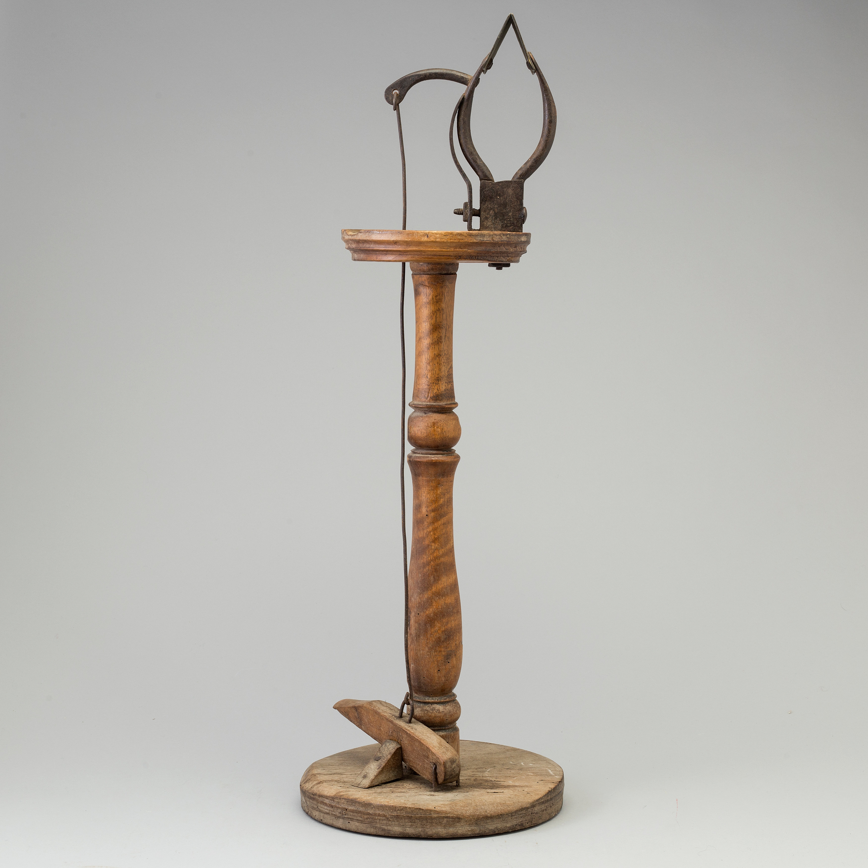 A first half of the 19th century tool. - Bukowskis