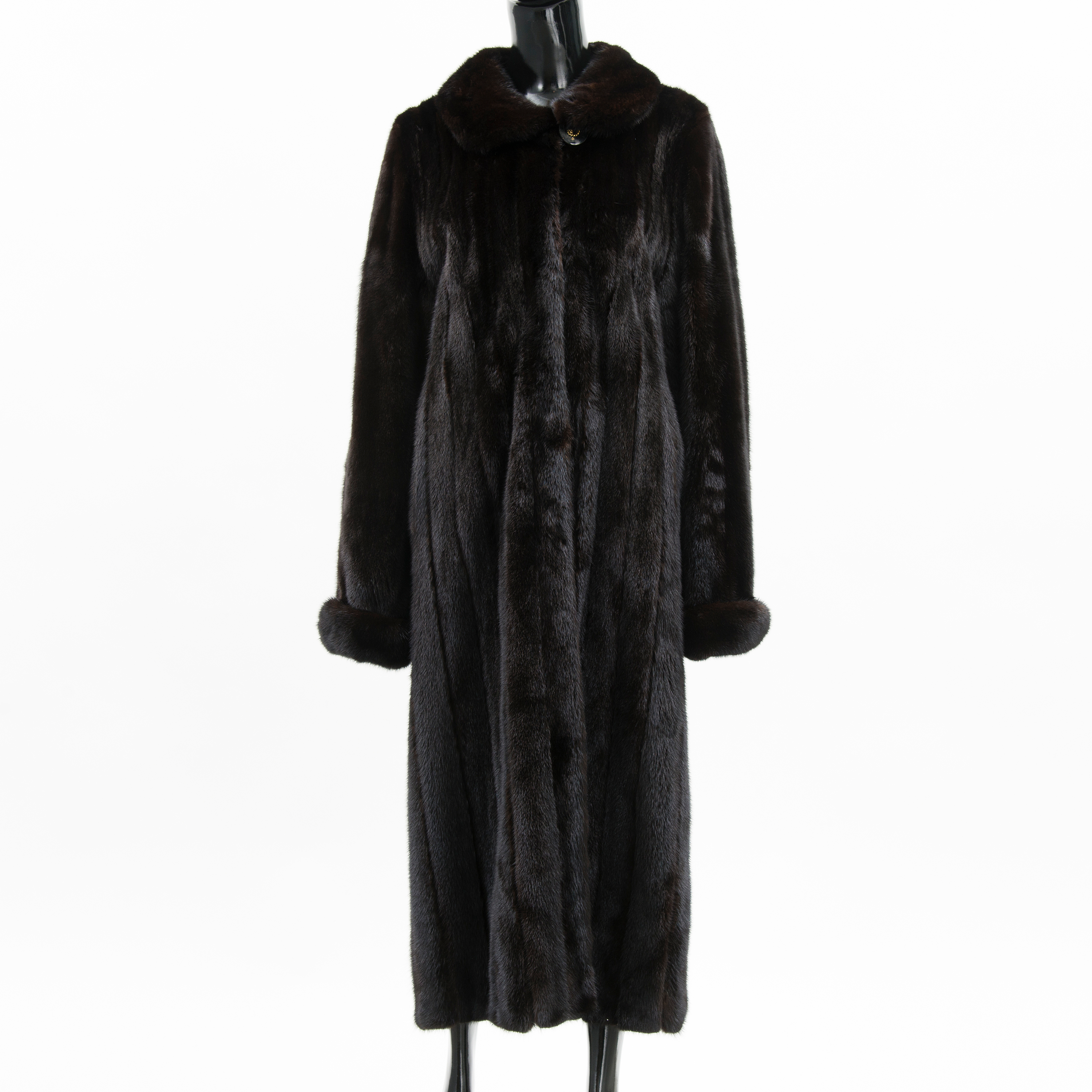 A SAGA MINK FUR COAT. - Bukowskis