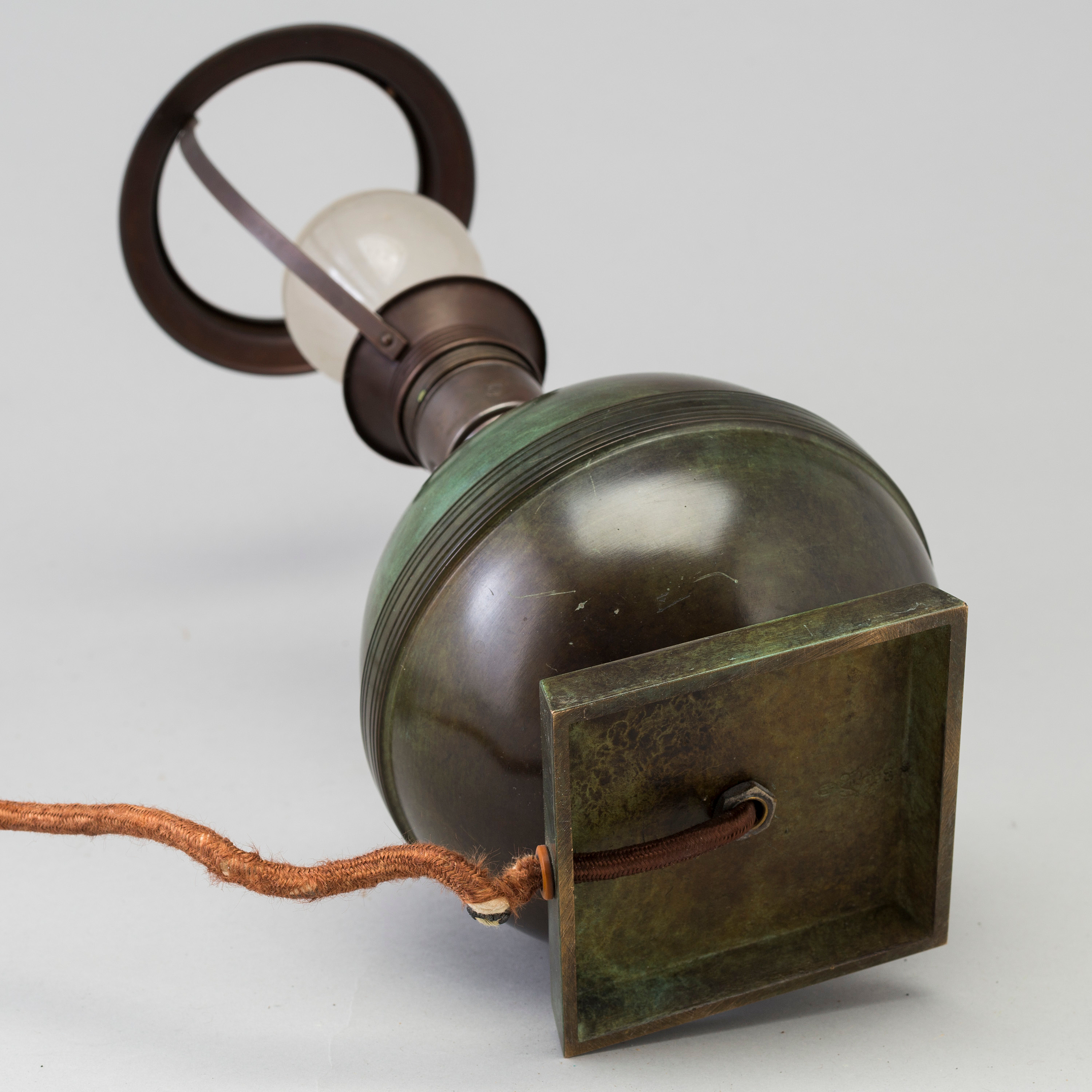 BORDSLAMPA, GAB brons, 1930-tal. - Bukowskis