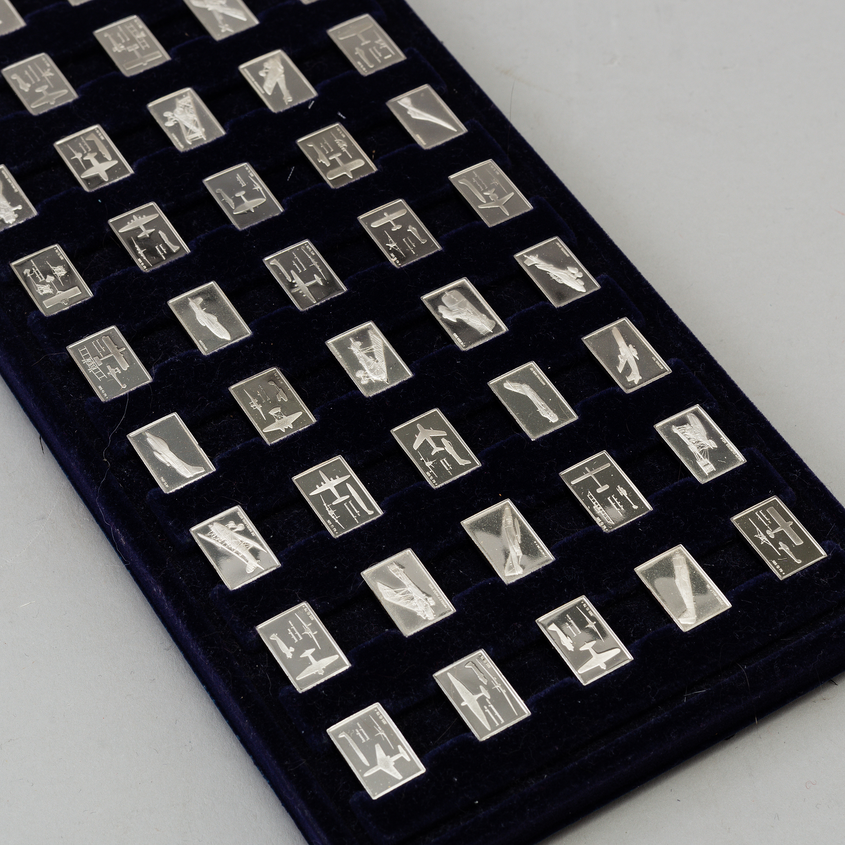 50 silver miniature plaques by Franklin Mint 1978. - Bukowskis