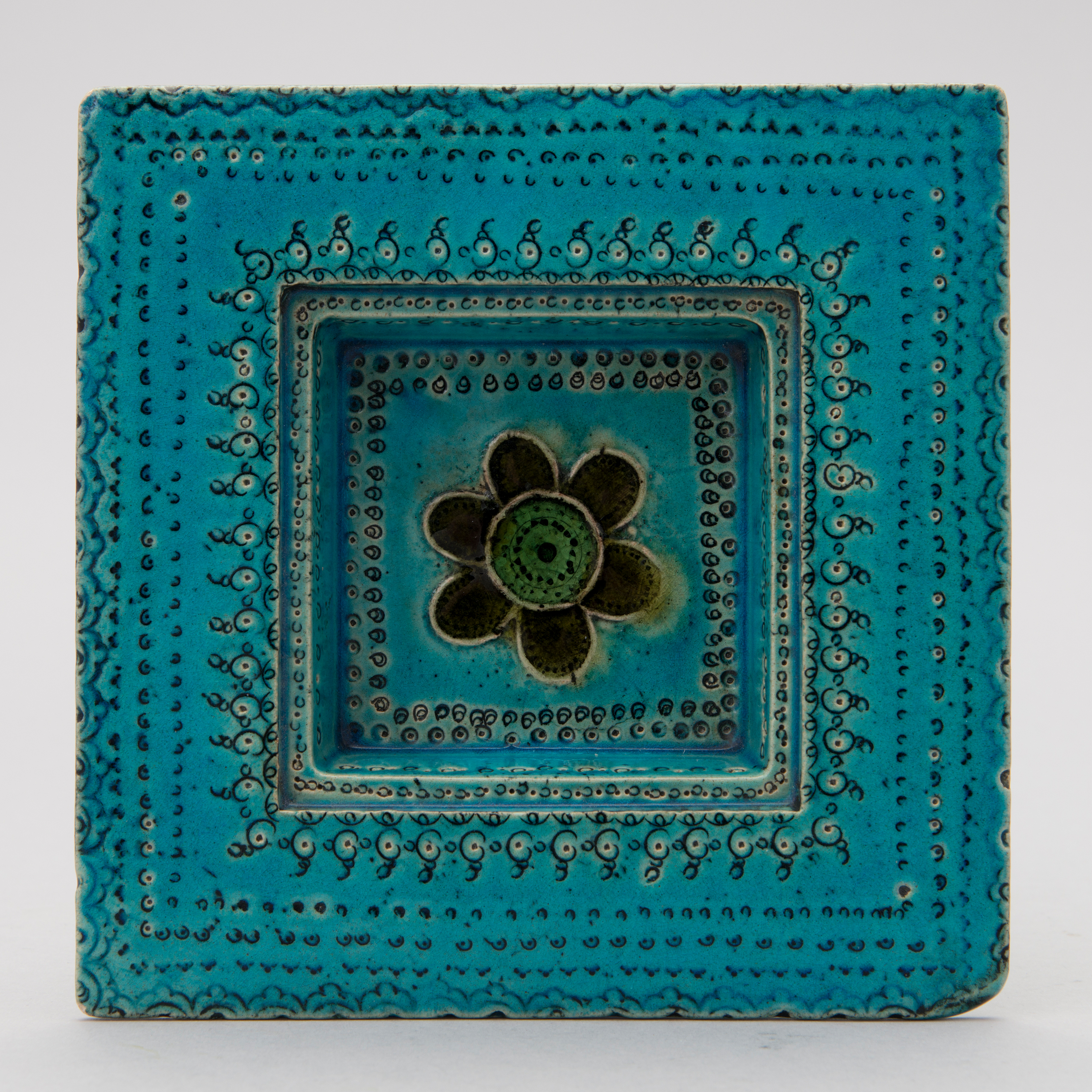 RUT BRYK, keramiikkareliefi, signeerattu Bryk. - Bukowskis