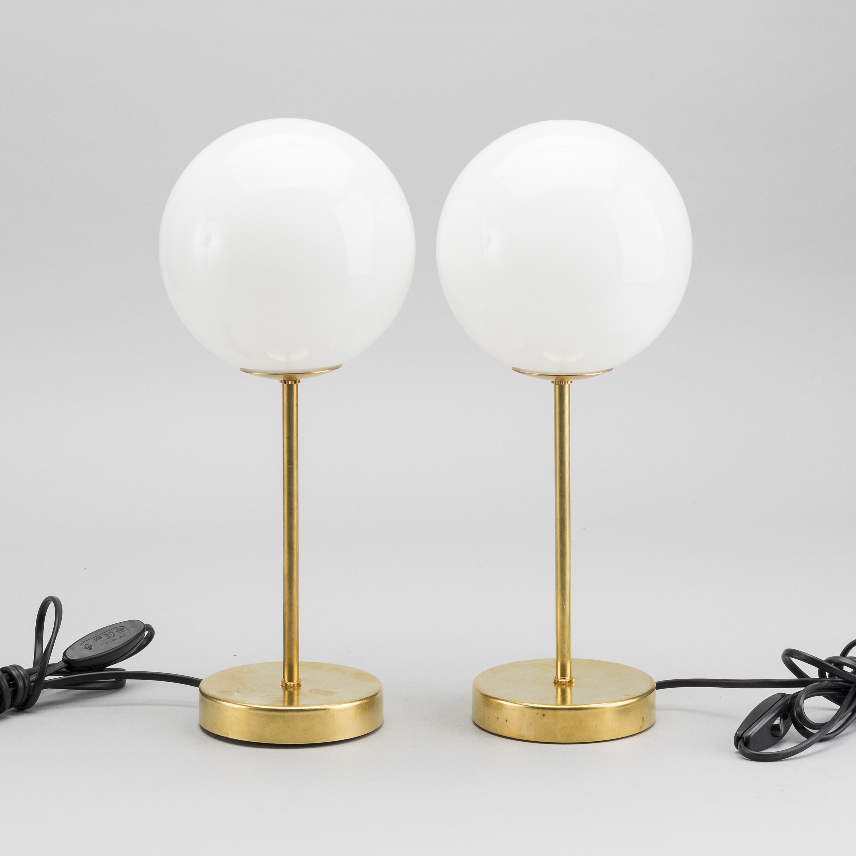 TWO LAMPS. - Bukowskis