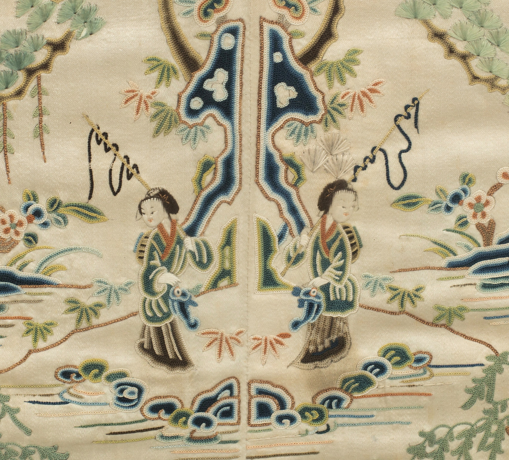 CHINESE SILK EMBROIDERY. - Bukowskis