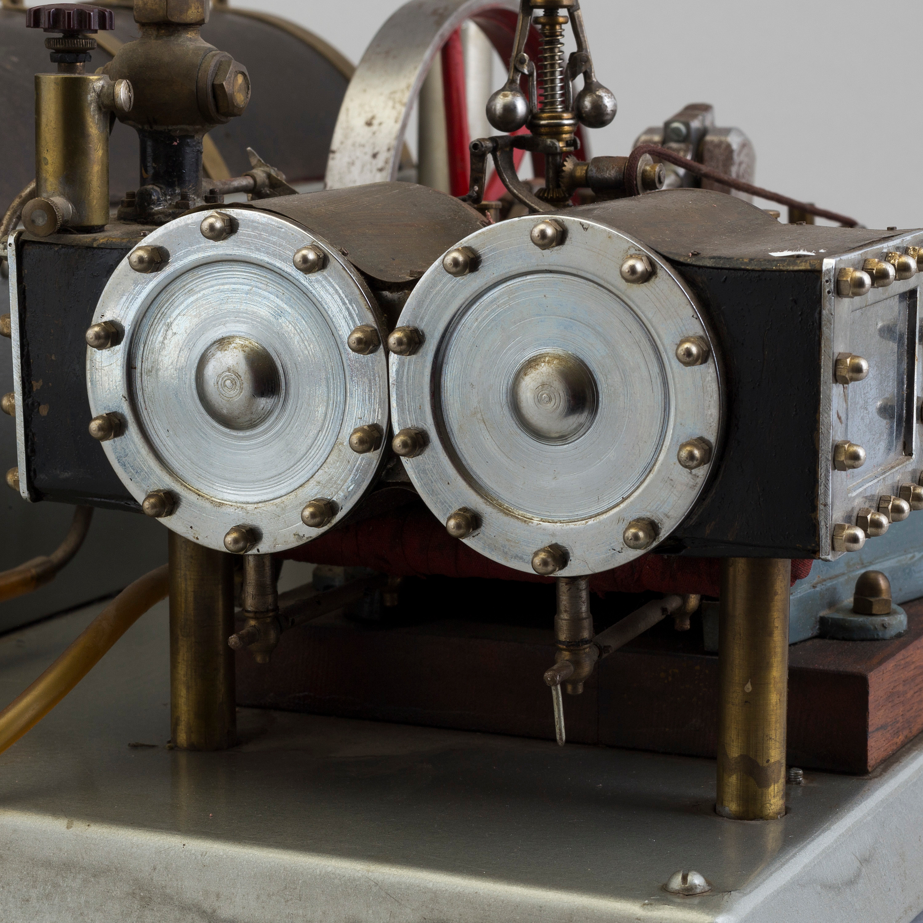 A steam compound engine, mid 20th century. - Bukowskis