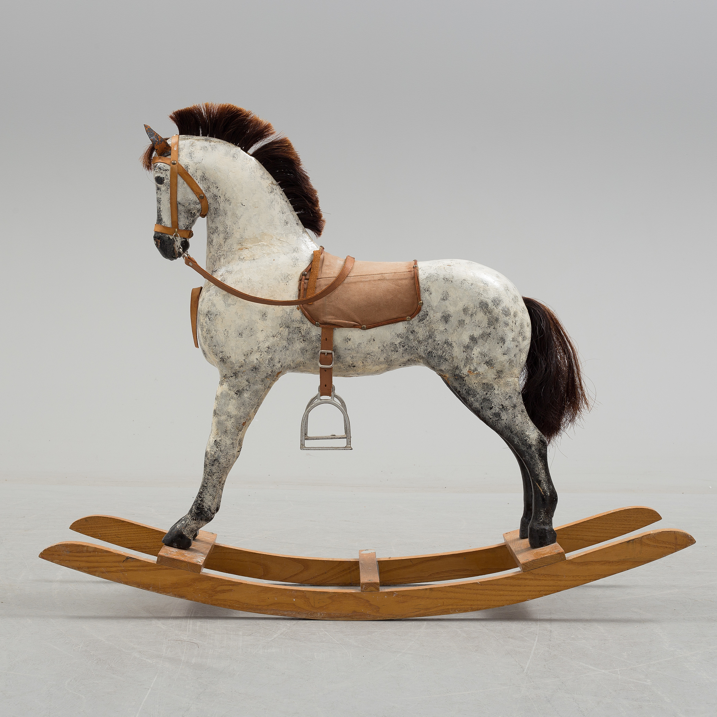 A circa 1900 rocking horse. - Bukowskis