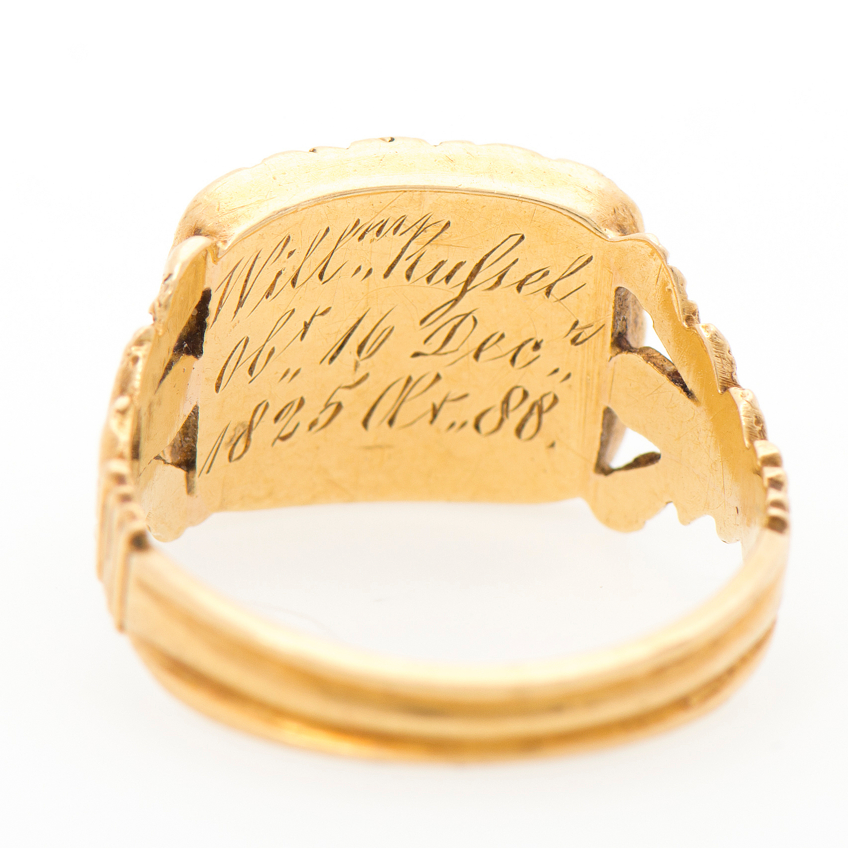A RING, 18K gold. England 1824. - Bukowskis