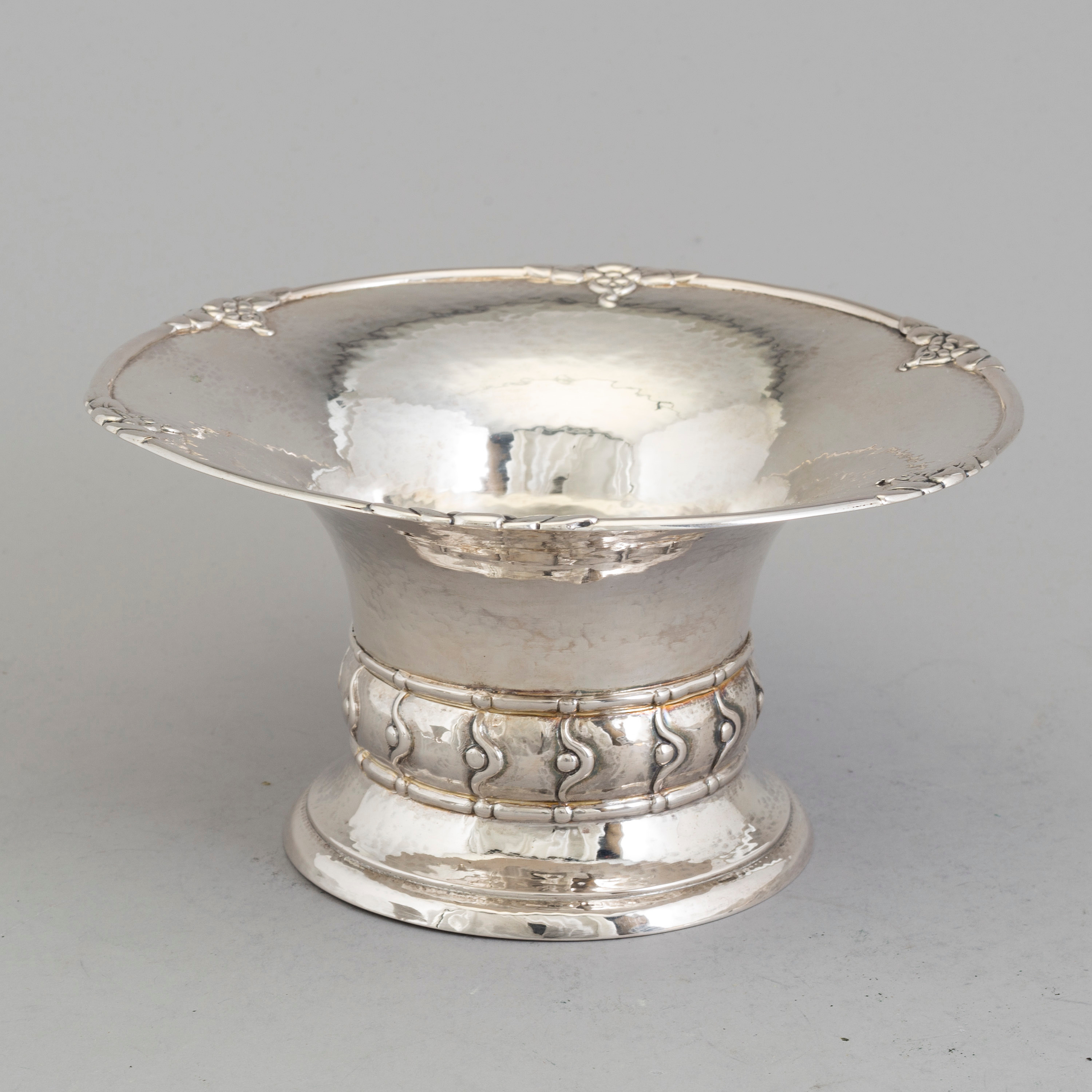 A Danish Art Nouveau silver bowl, maker's mark Georg Albert Halling ...