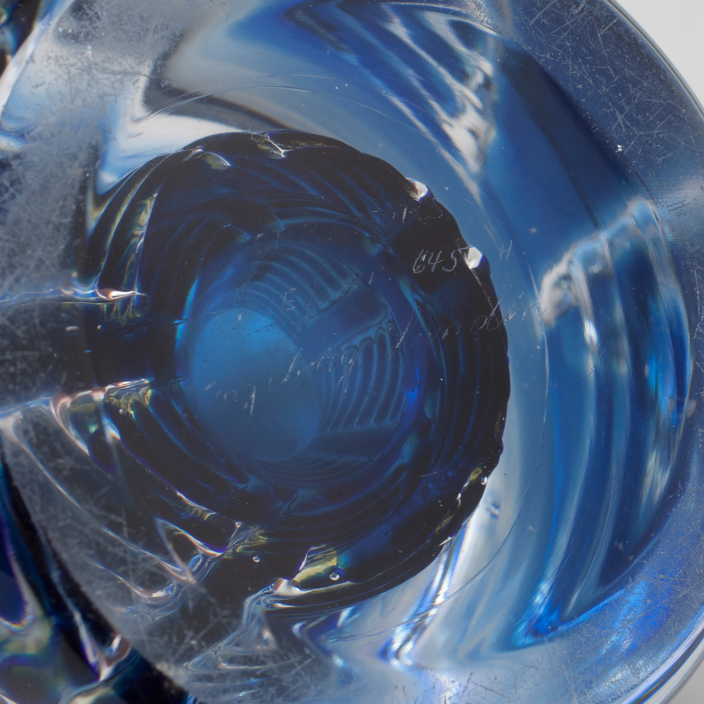 A 1960 "Ariel" glass vase by Ingeborg Lundin for Orrefors. - Bukowskis