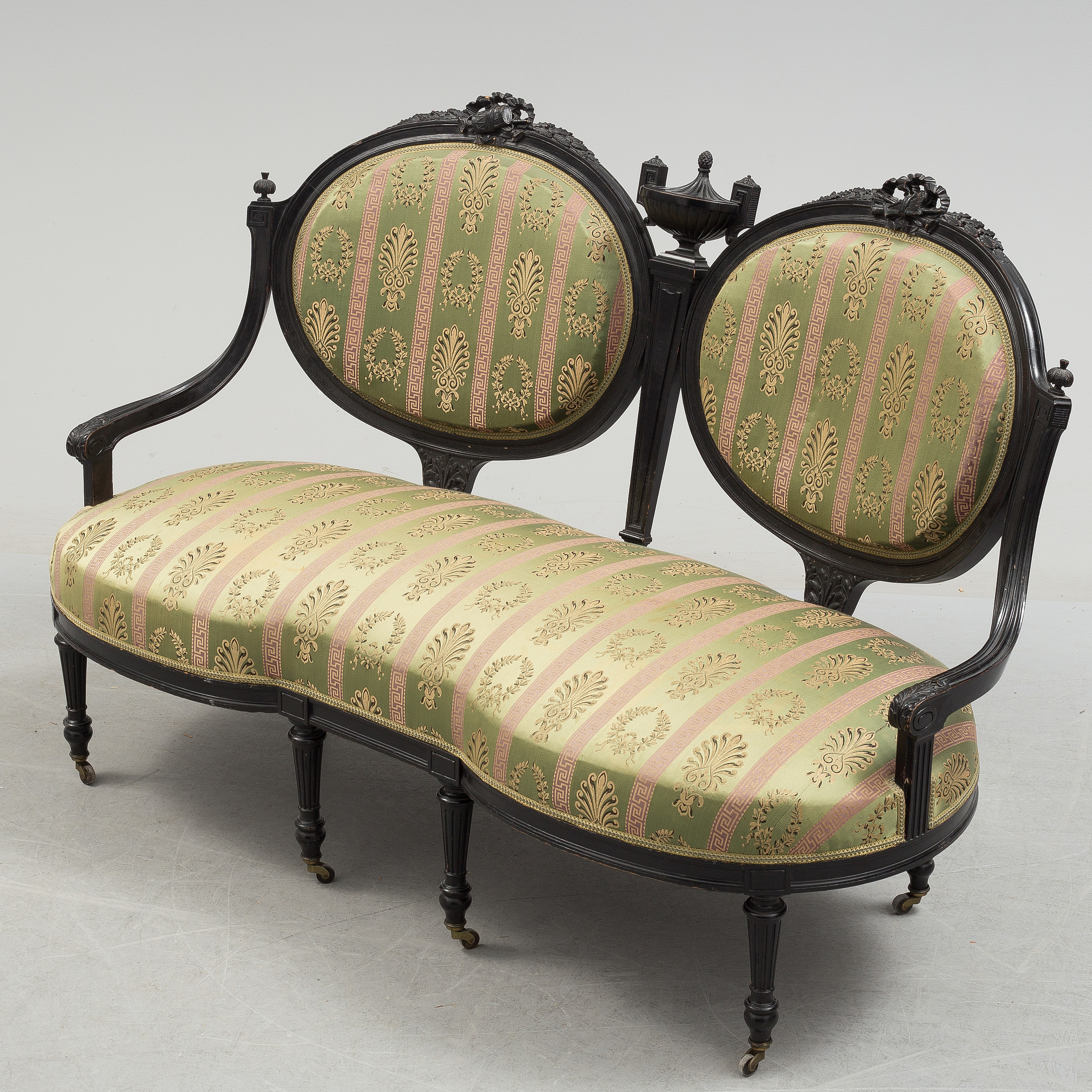 A Louis XVI style sofa, circa 1900. - Bukowskis
