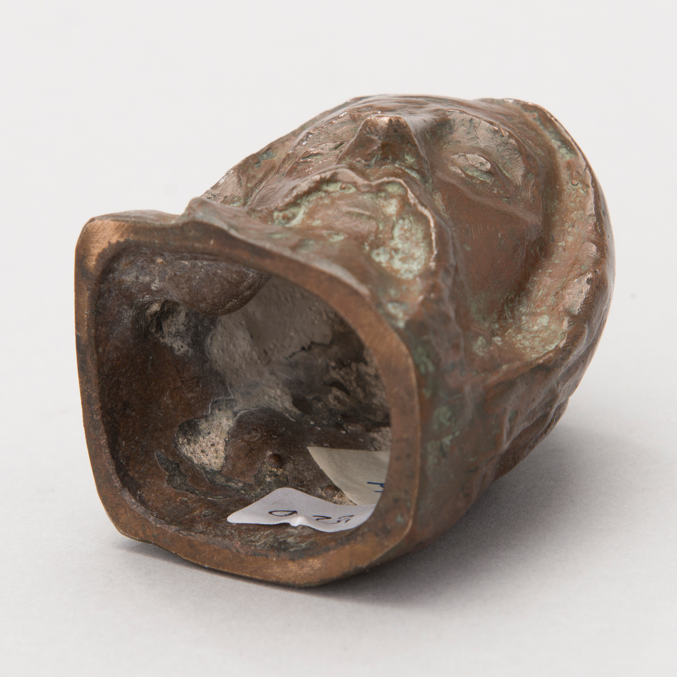 HANNES AUTERE, pronssi, signeerattu. - Bukowskis