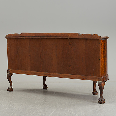 A 1920s sideboard. - Bukowskis