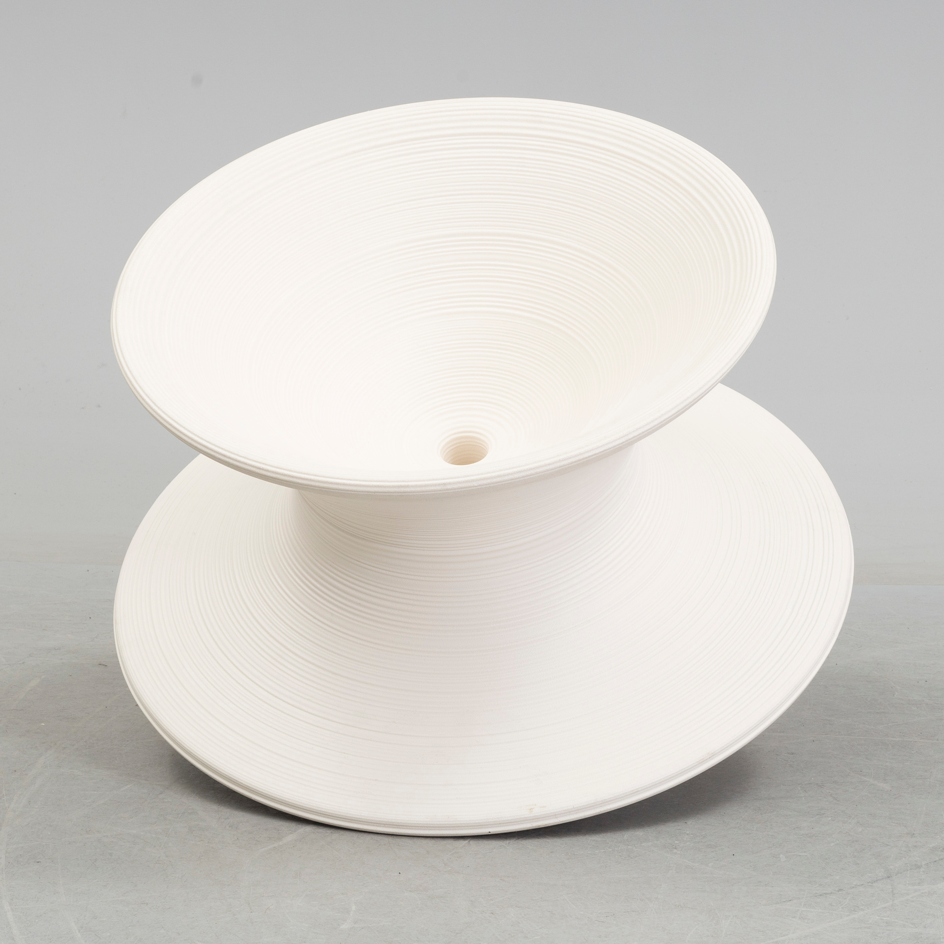 A 21th century chair by Thomas Heatherwick "Spun Chair", Magis. - Bukowskis