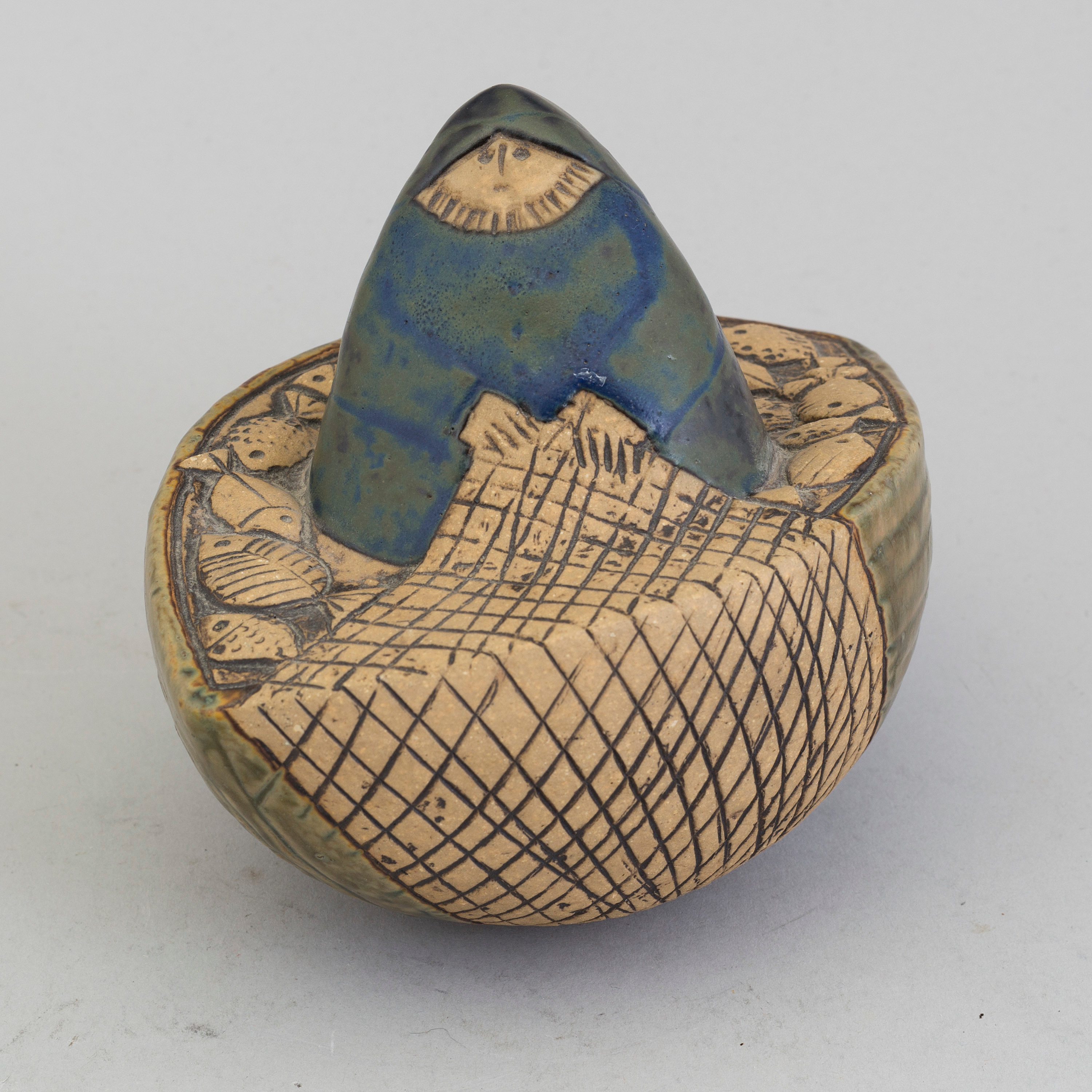LISA LARSSON, skulptur, stengods, "Fiskare", ur serien "Skulpturer ...