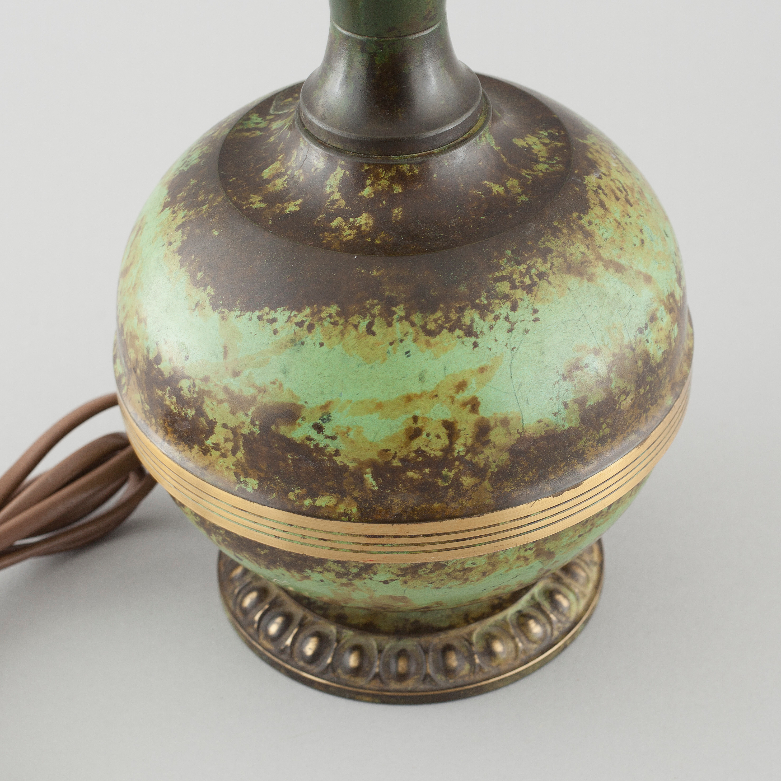 A ca 1930s table lamp. - Bukowskis