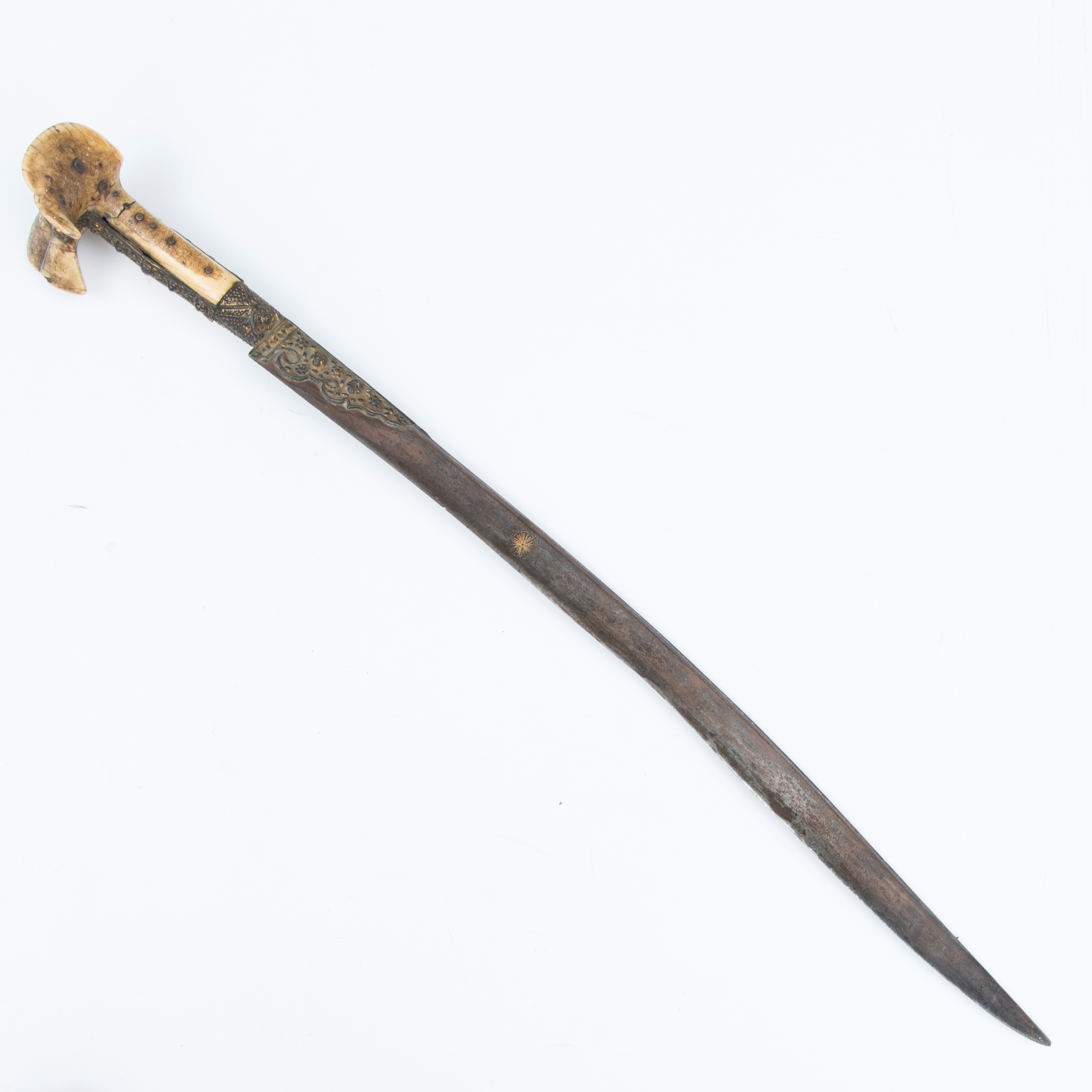 A 19th Century Oriental Yatagan. - Bukowskis