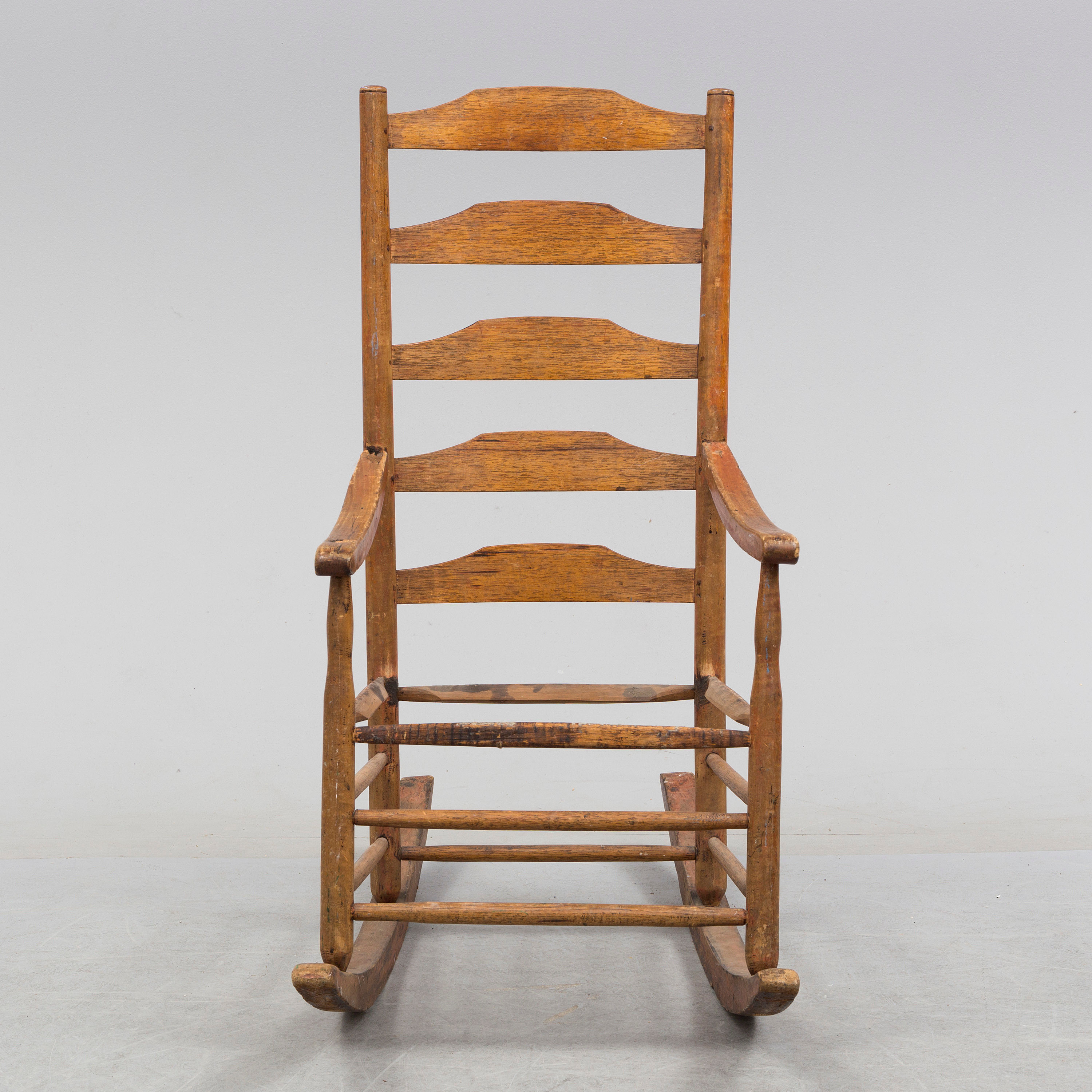 A 18th/19th century rocking chair. - Bukowskis