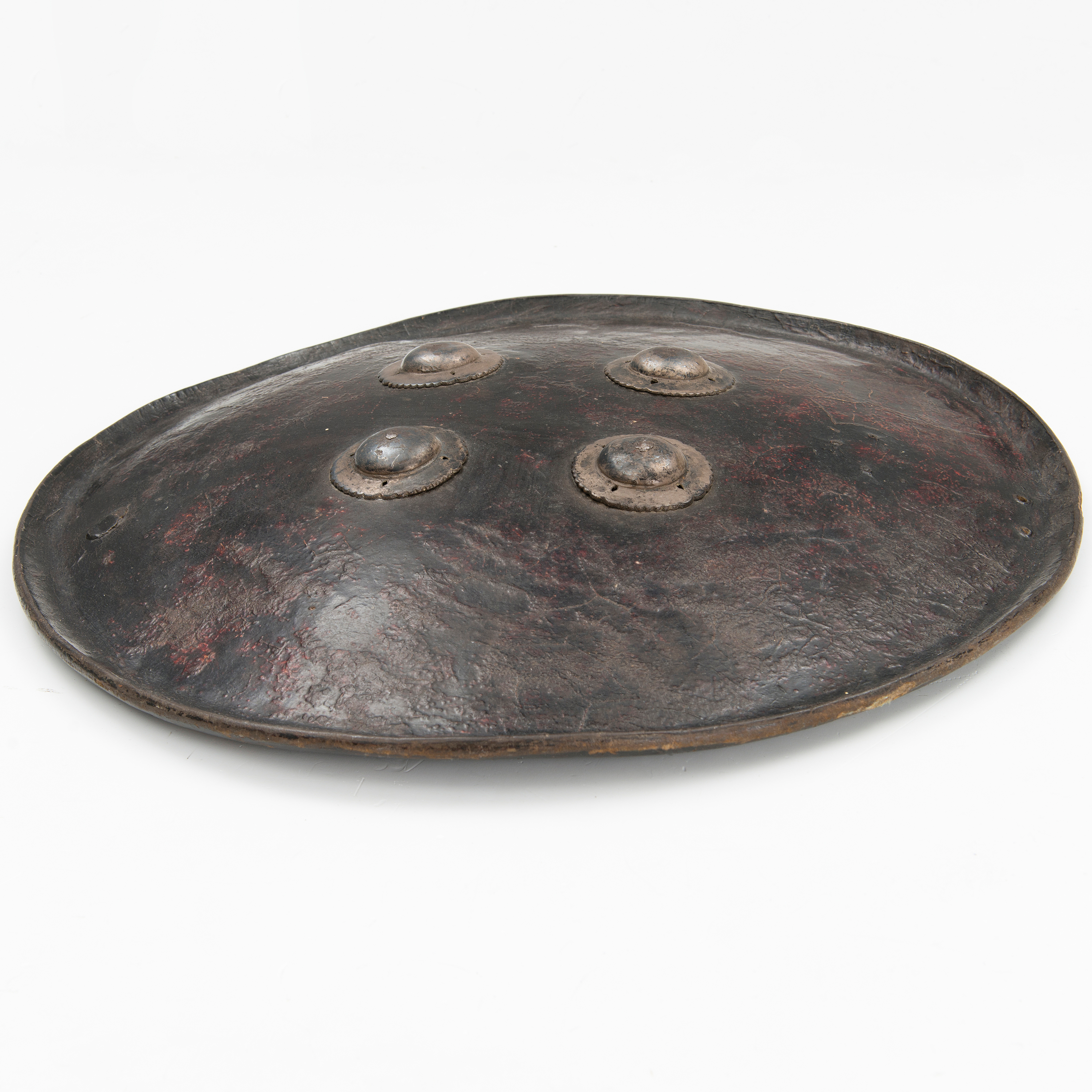 A 18/19th Century Indo-persian Dhal Separ leather shield. - Bukowskis