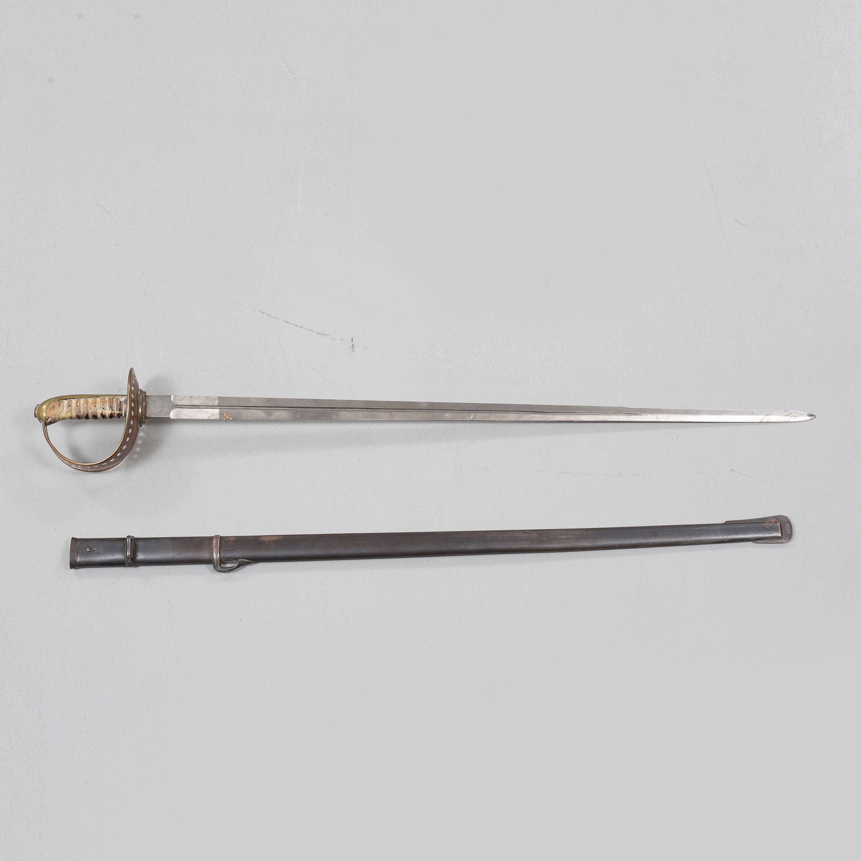 A sword for the swedish cavalry, m/1893. - Bukowskis