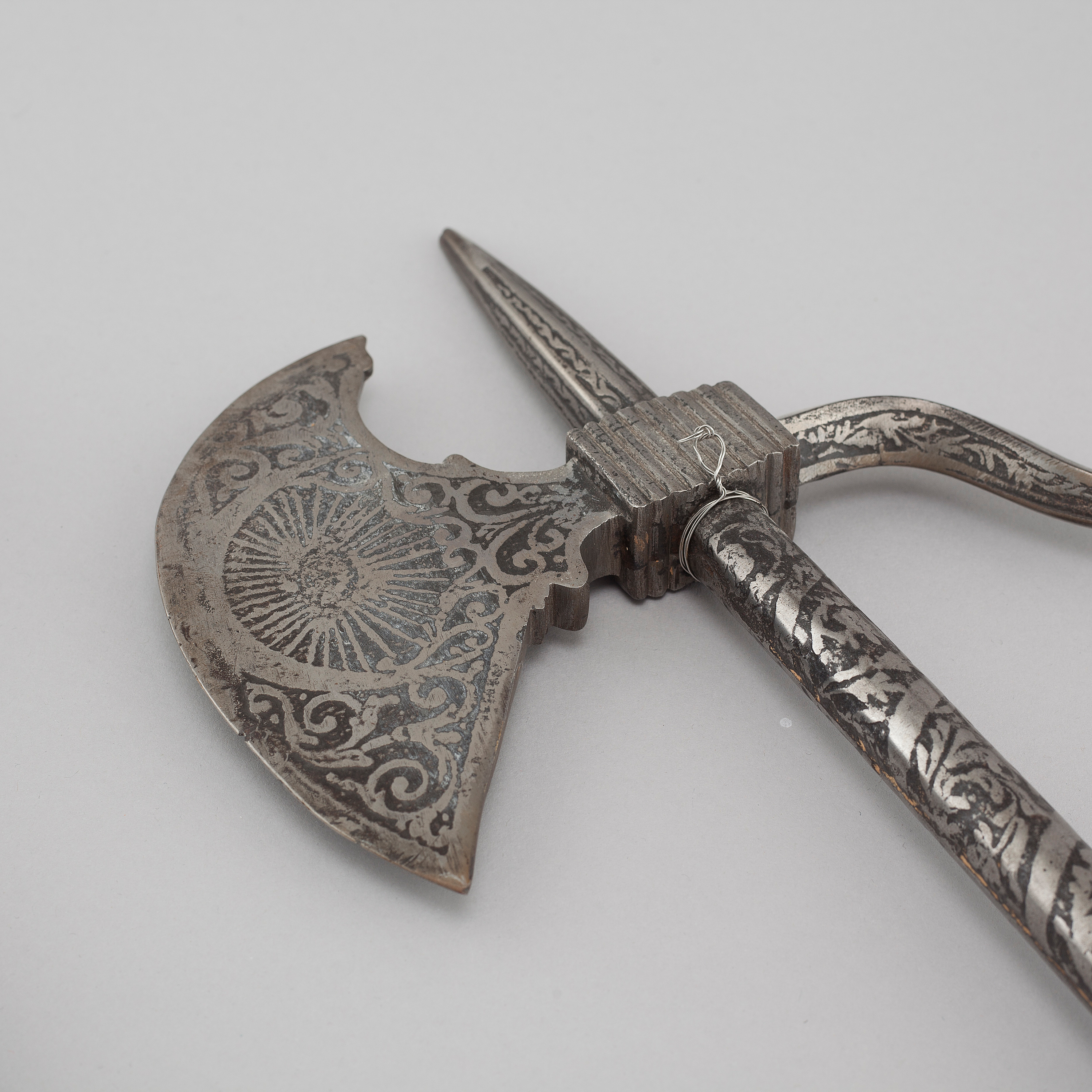 Two decorative axes, late 19th/early 20th century. - Bukowskis