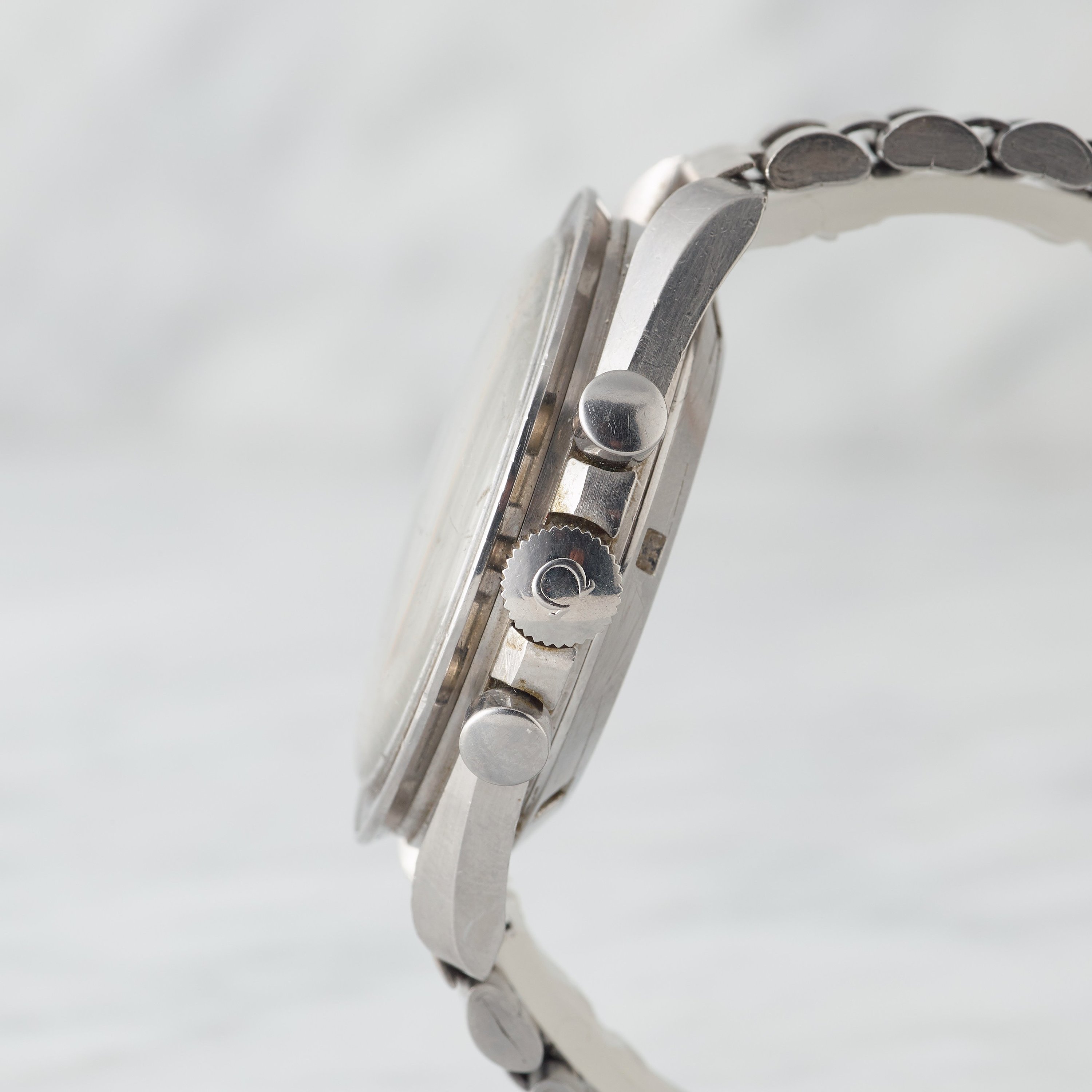 OMEGA, Speedmaster, chronograph, "CB Case". - Bukowskis