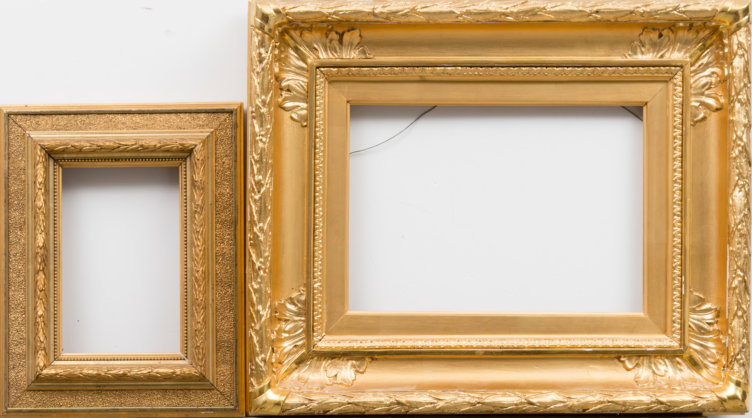 TWO WOODEN FRAMES. - Bukowskis