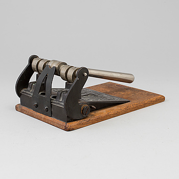 Hole puncher, AB Tengwall, Helsingborg, beginning 20th century. - Bukowskis