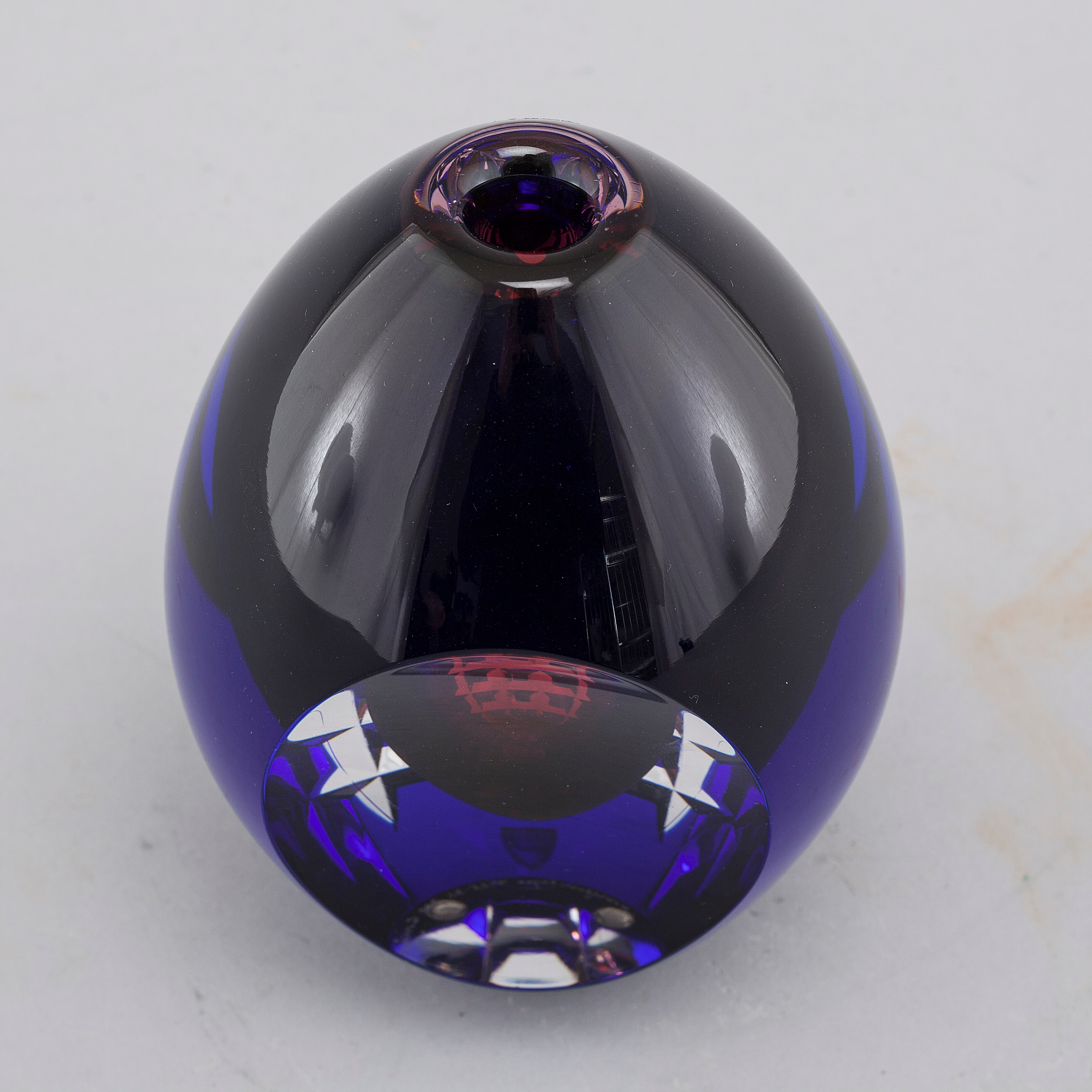 a glass vase for Orrefors Expo, signed and dated 1996. - Bukowskis