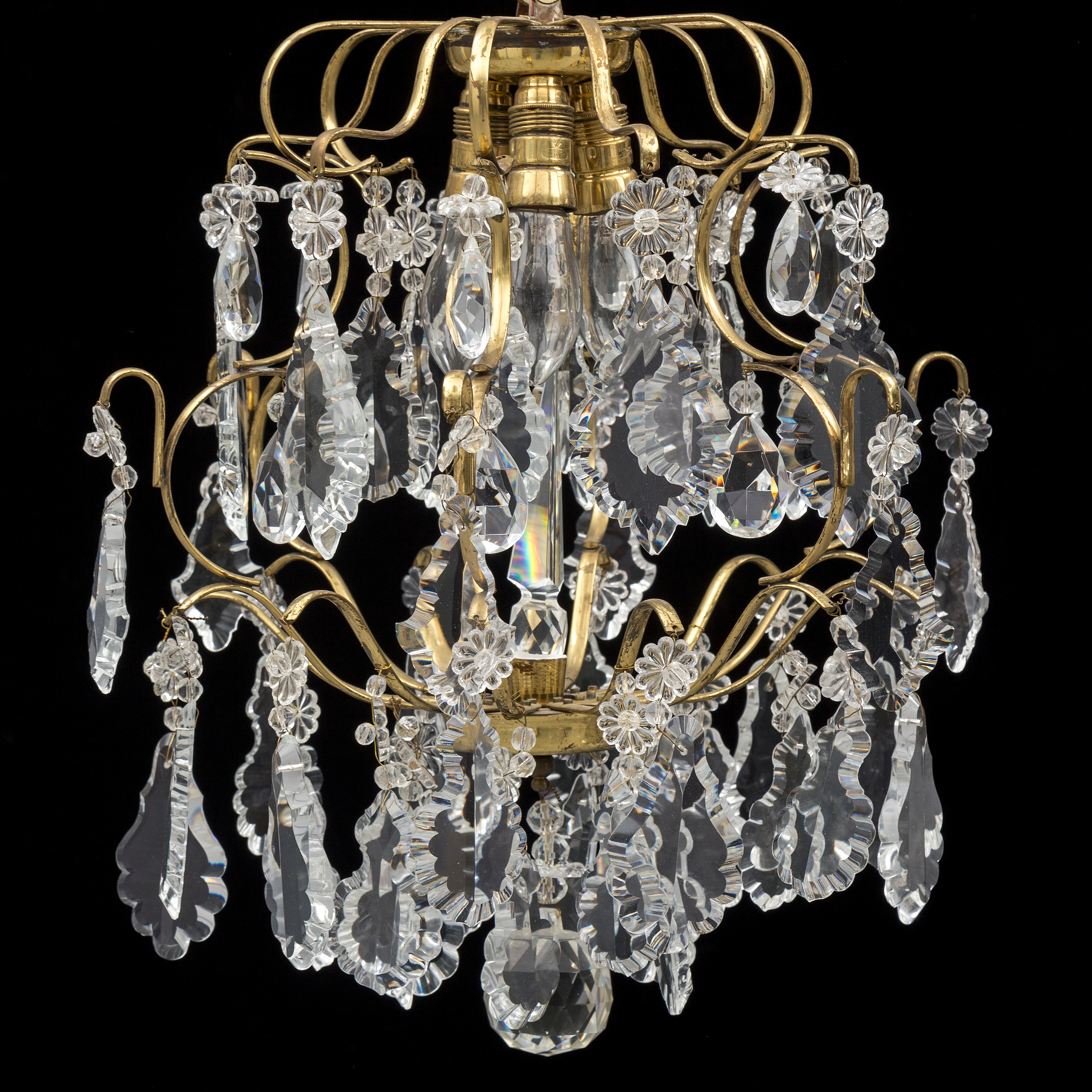 An early 20th century baroque style ceiling light. - Bukowskis