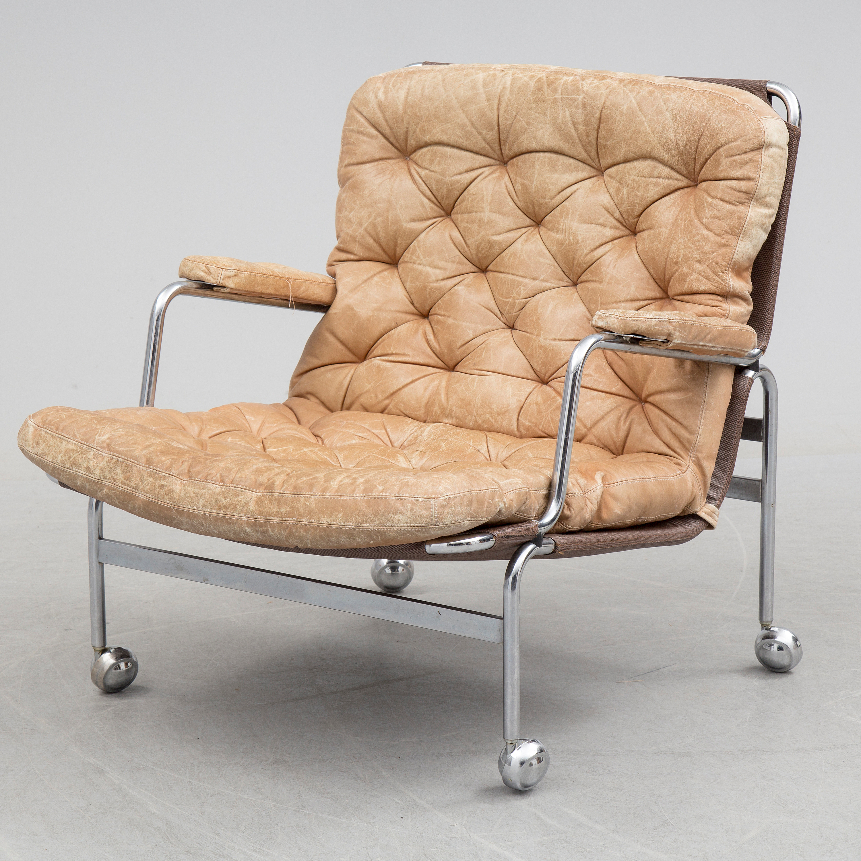 BRUNO MATHSSON, fåtölj, "Karin" , för DUX 1900-talets senare del ...