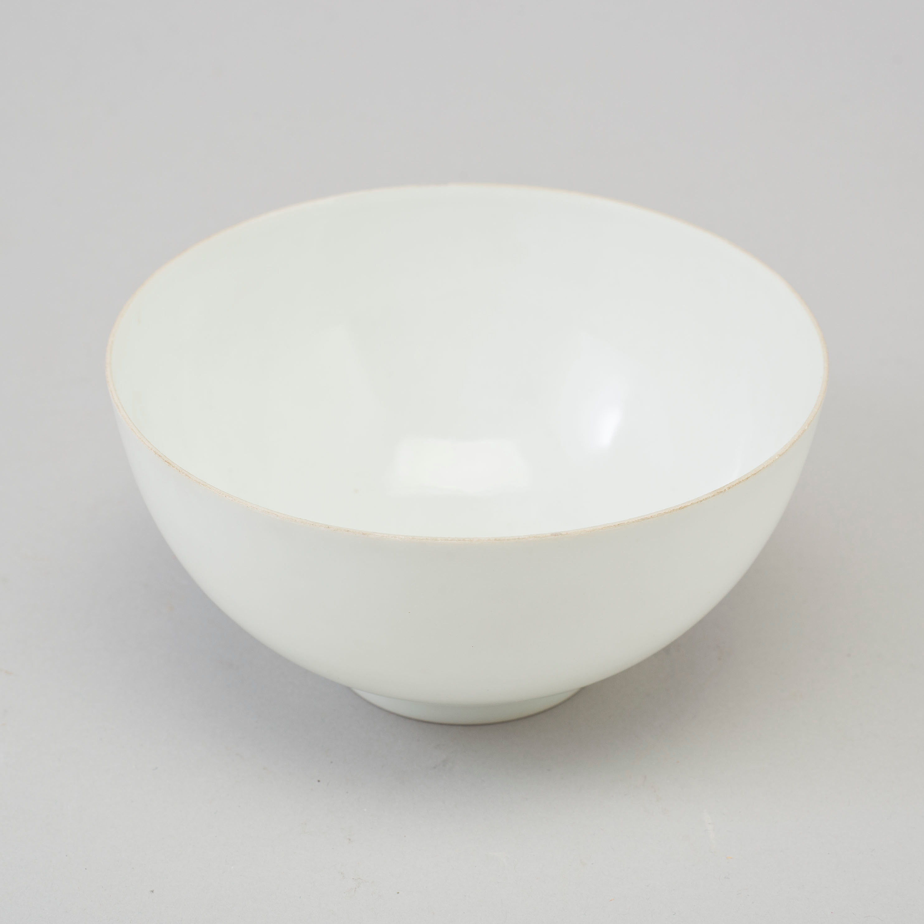 An anhua decorated eggshell bowl, Republic period. - Bukowskis