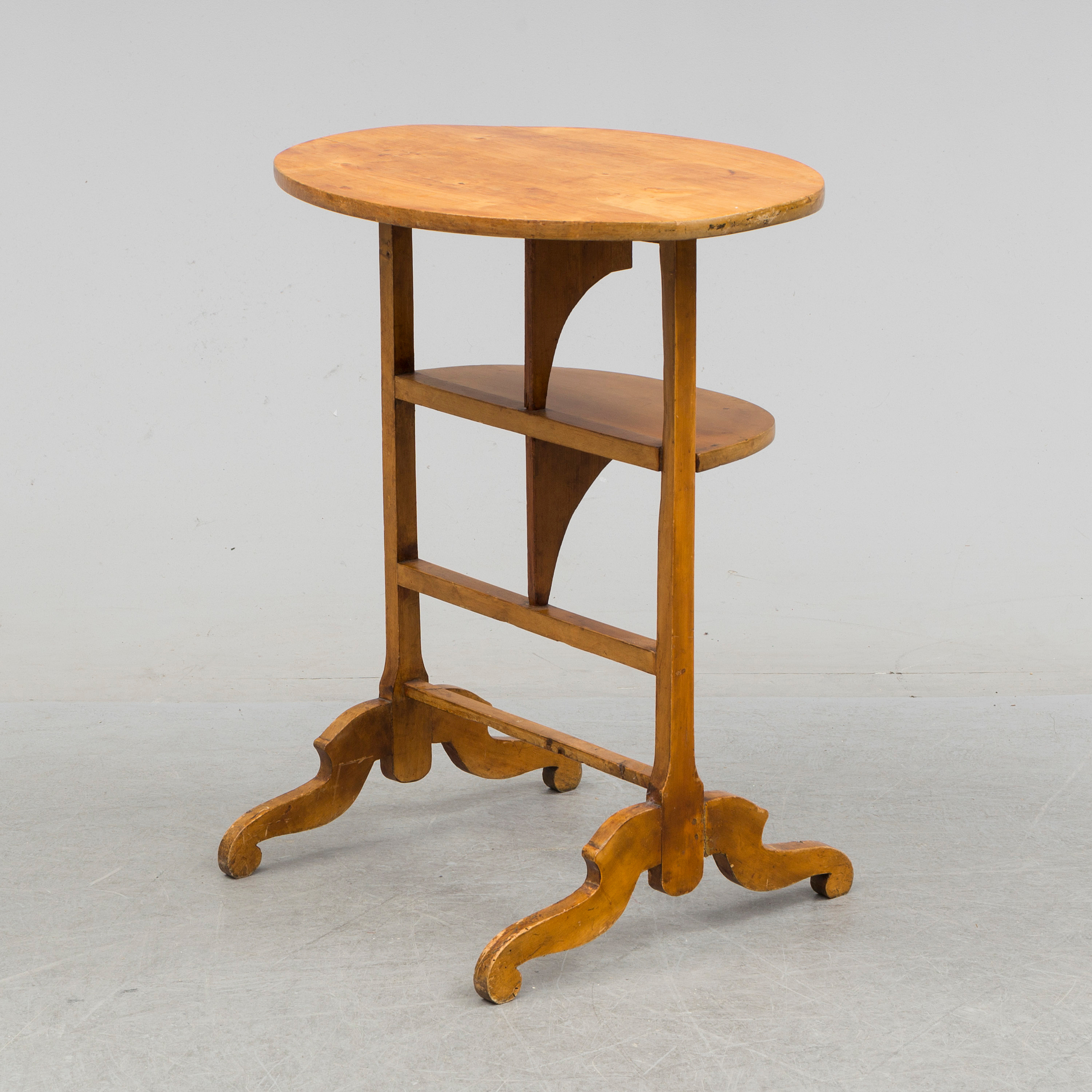 A mid 19th century table. - Bukowskis