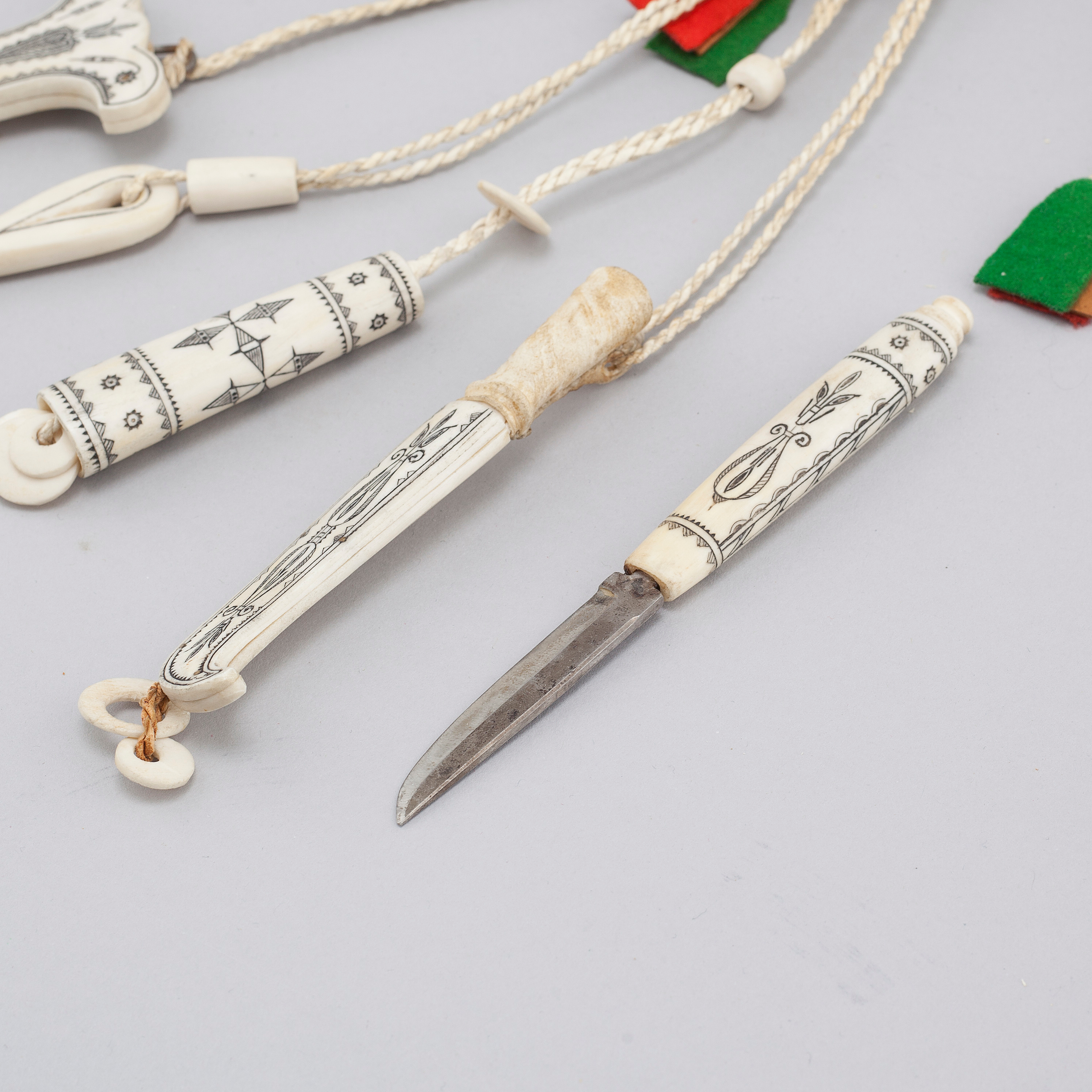 A set of horn objects by Anton Enarsson and Kniv-Elis Bergström ...