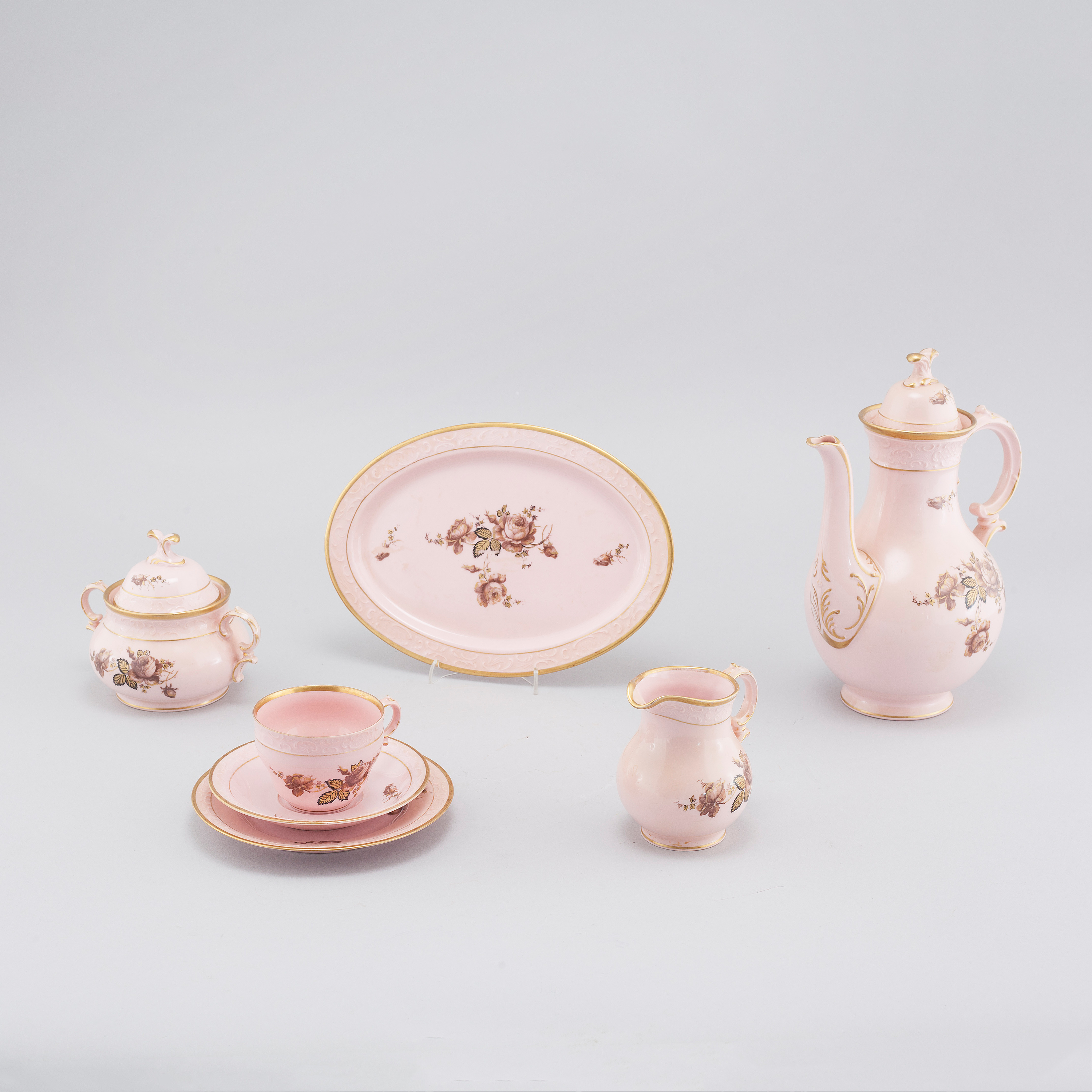 30 pieces of porcelain table ware, motif nr 829 by KPM (Københavns ...