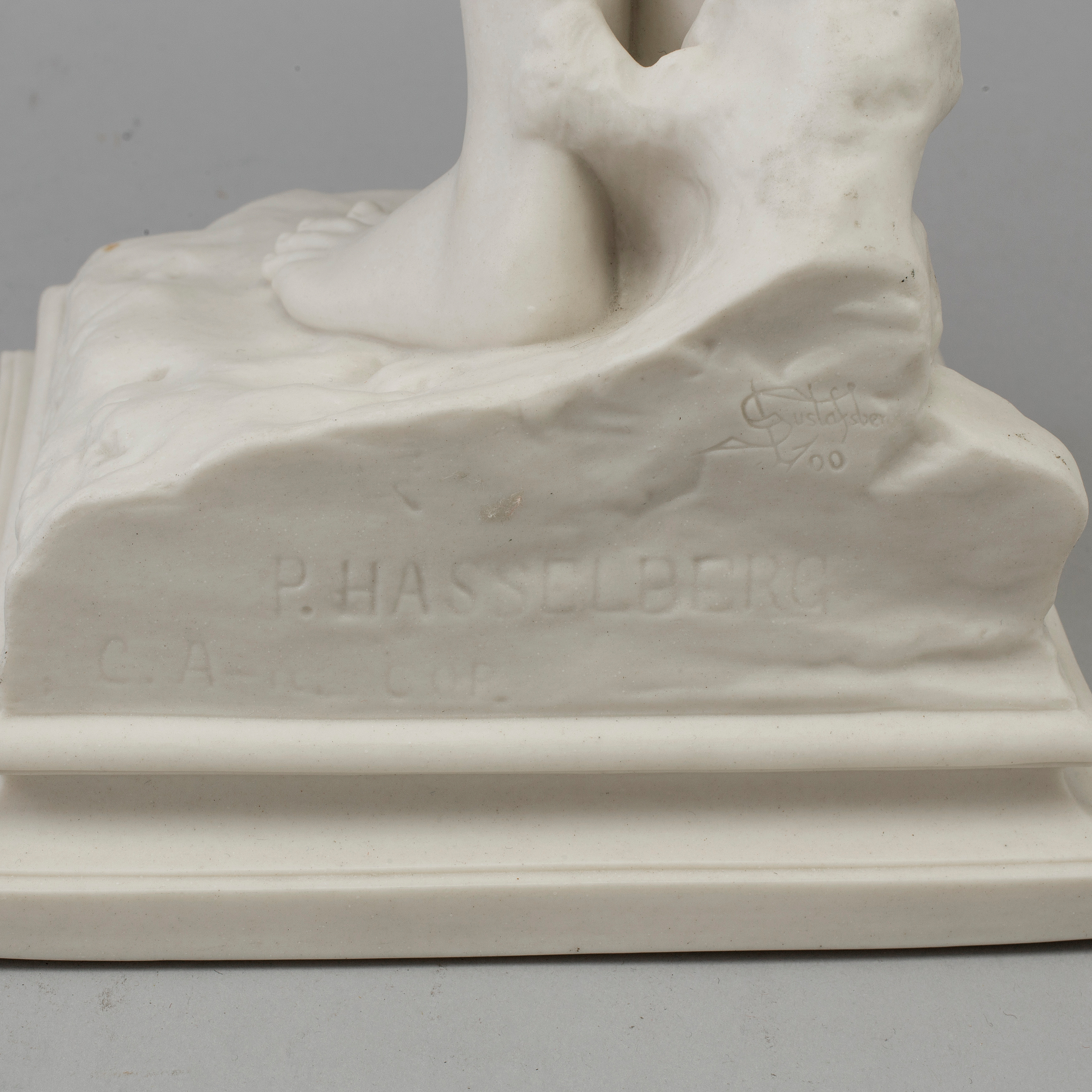 PER HASSELBERG, efter. Skulptur, parian, Gustafsberg 1900. - Bukowskis