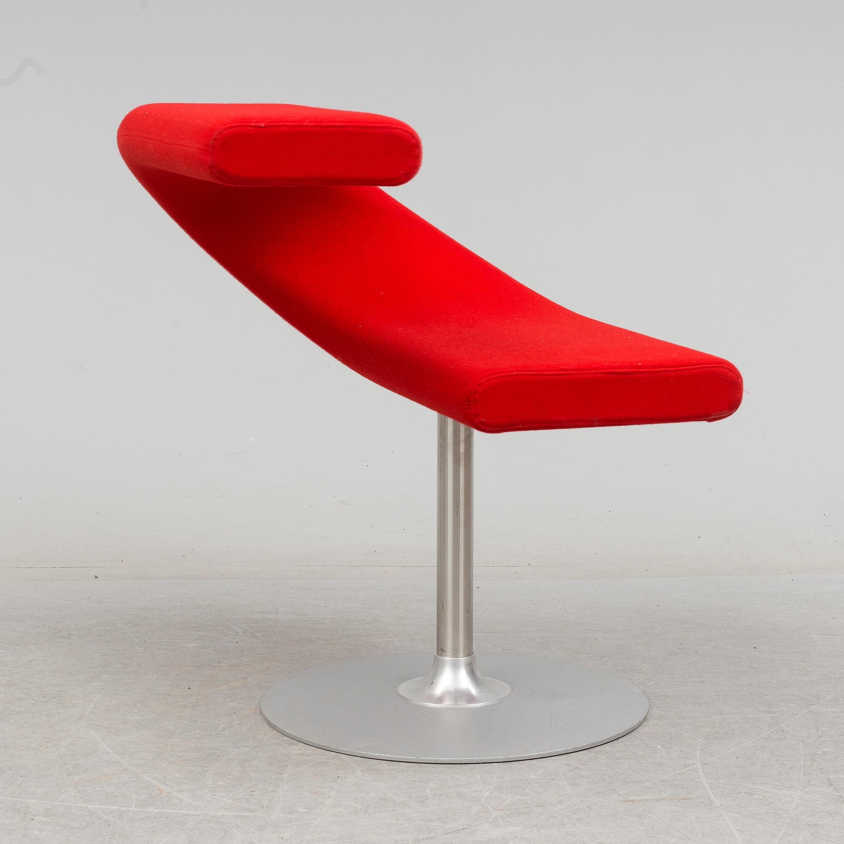 An "Innovation C" chair by Fredrik Mattsson, Blå Station, 2005. - Bukowskis
