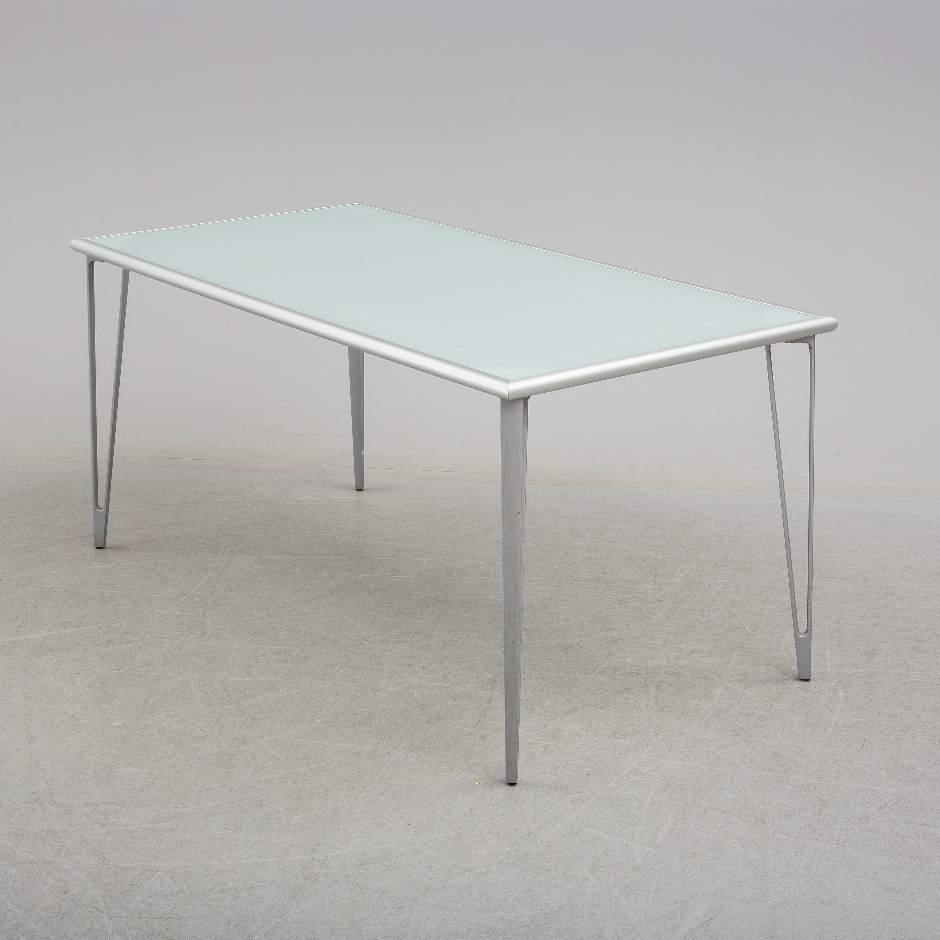 A circa 2000 table. - Bukowskis
